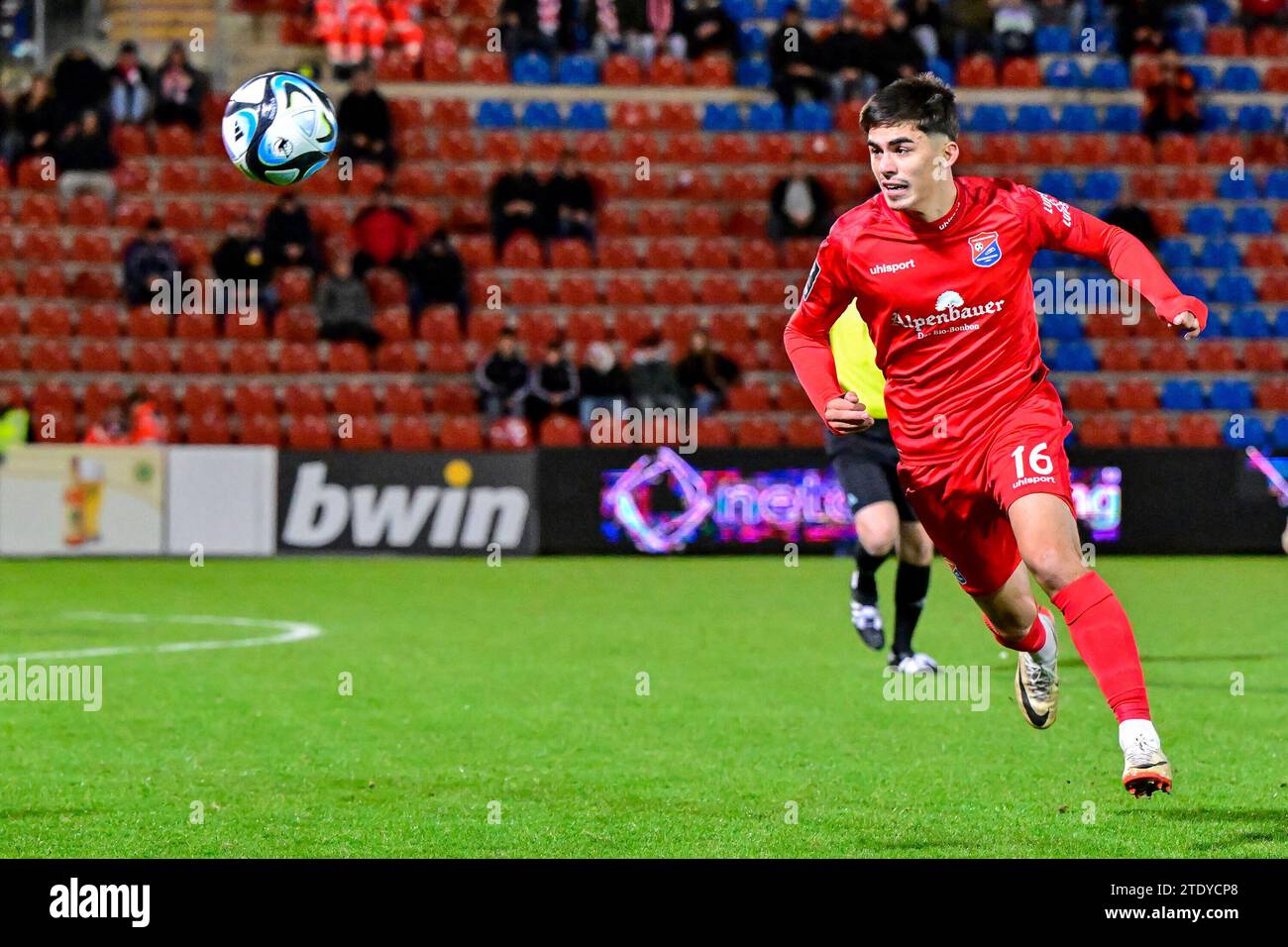 Aaron keller hi-res stock photography and images - Alamy