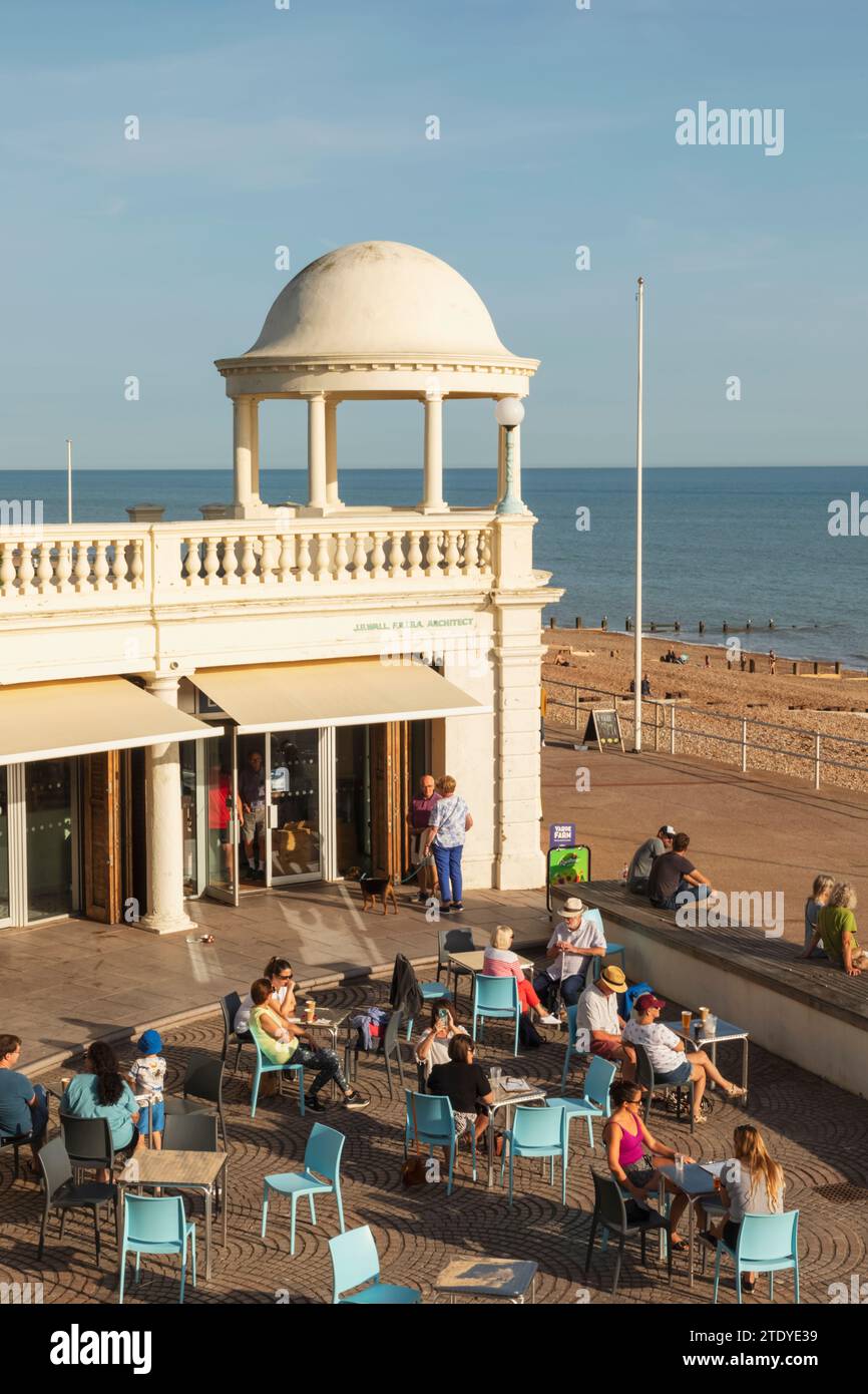 England, East Sussex, Bexhill-on-Sea, De la Warr Pavillion, Waterfront ...