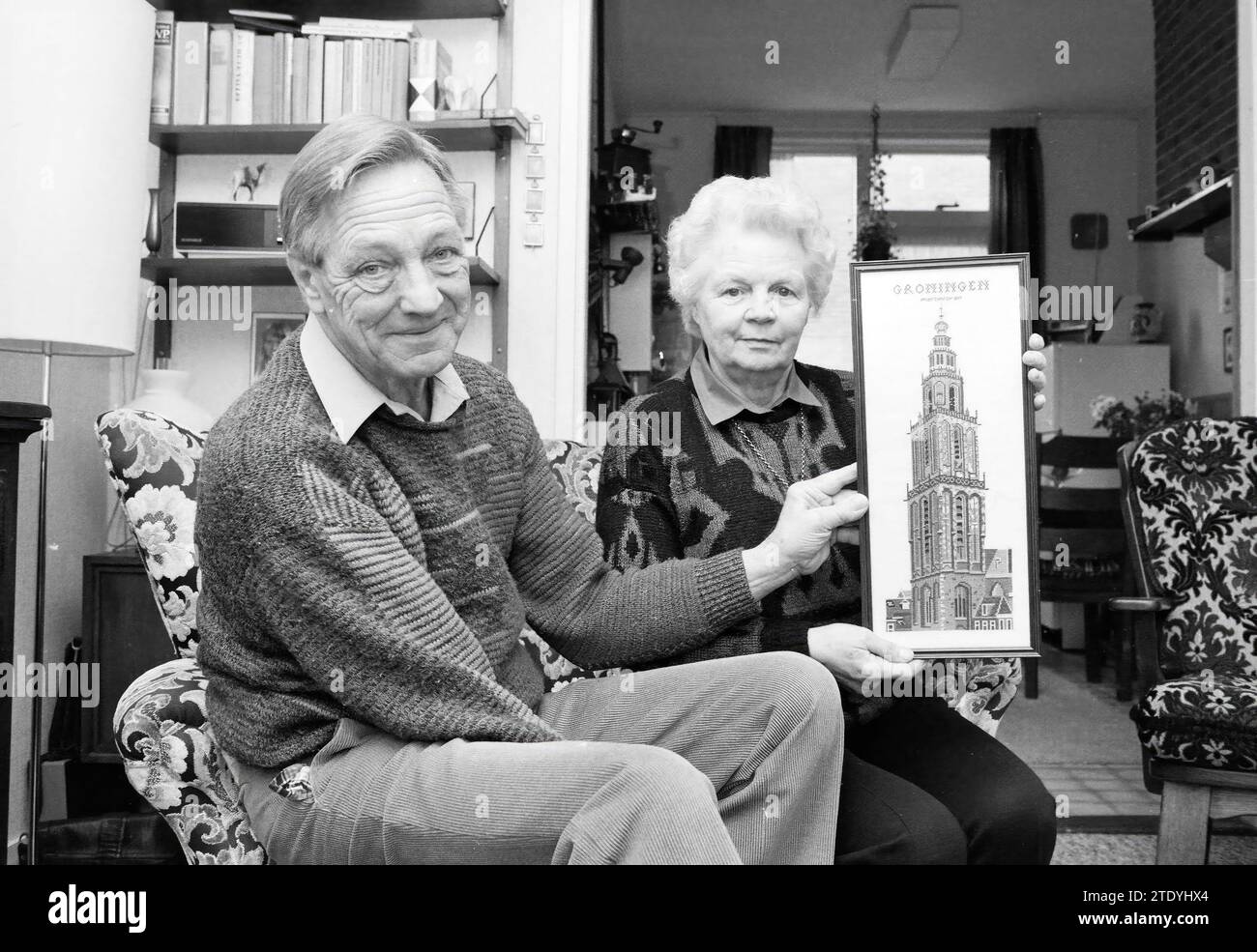 Family Jonkman returns from Groningen in IJmuiden, Couples, Persons ...