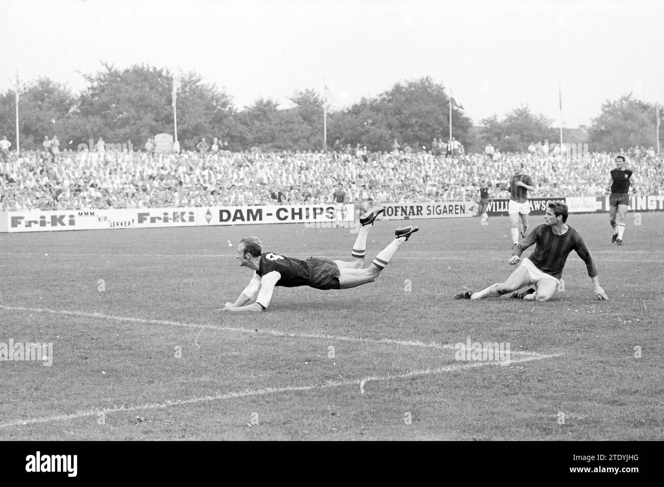 Haarlem - NEC, Football Haarlem, 14-09-1969, Whizgle News from the Past ...