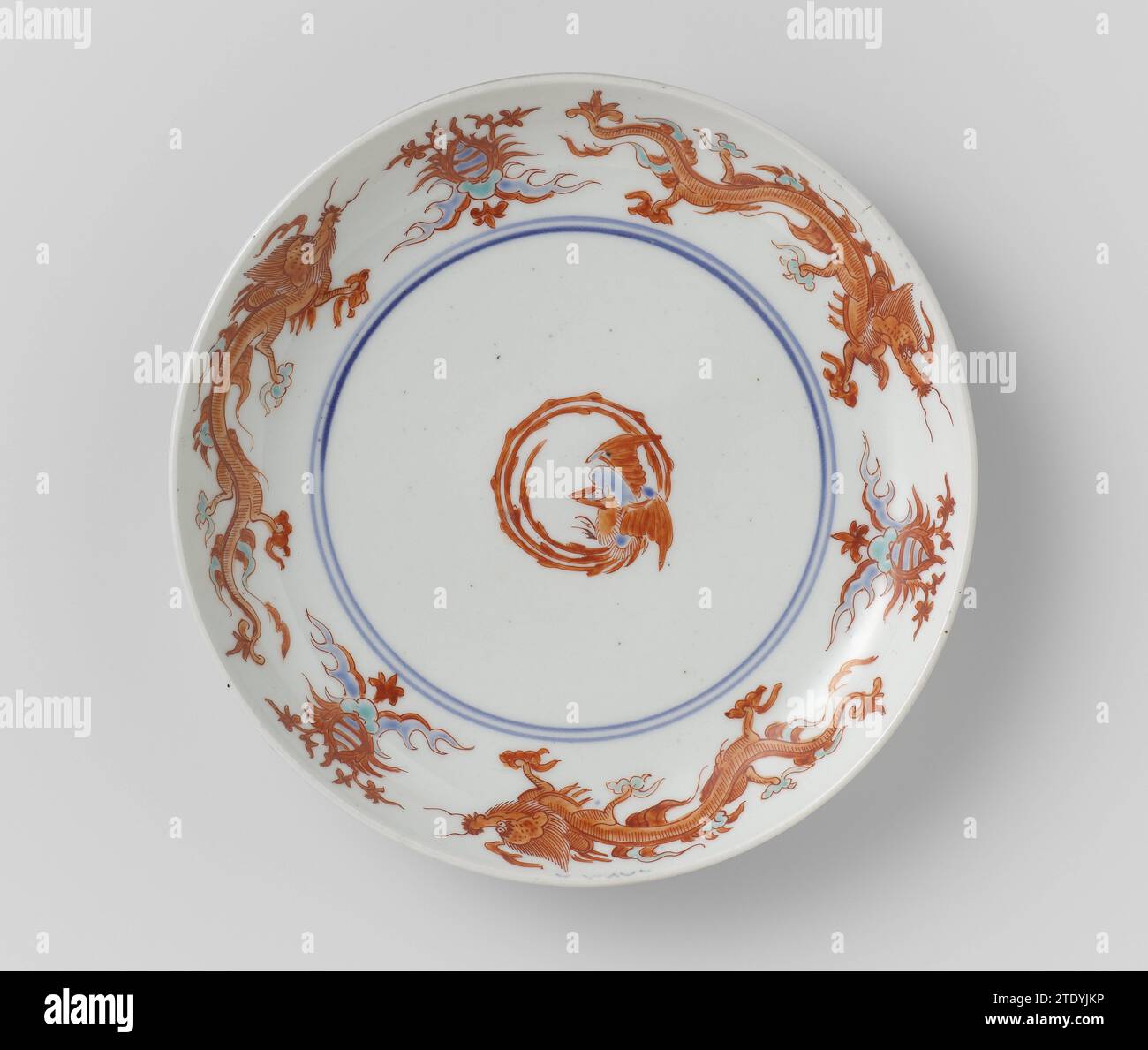 Saucer-dish with dragons, pearls and hoo-birds, anonymous, c. 1670 - c ...