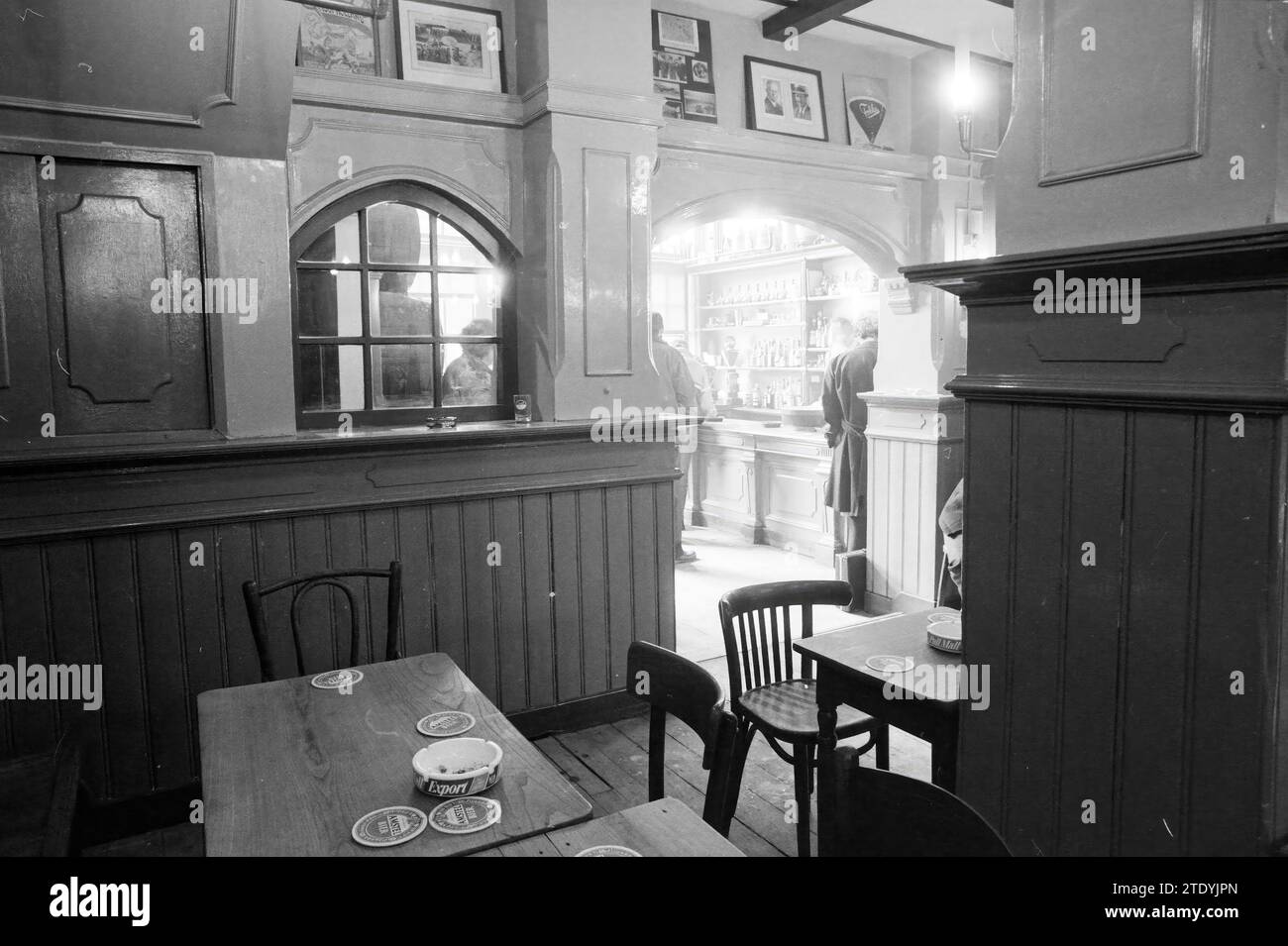 Interior cafe de uiver hi-res stock photography and images - Alamy