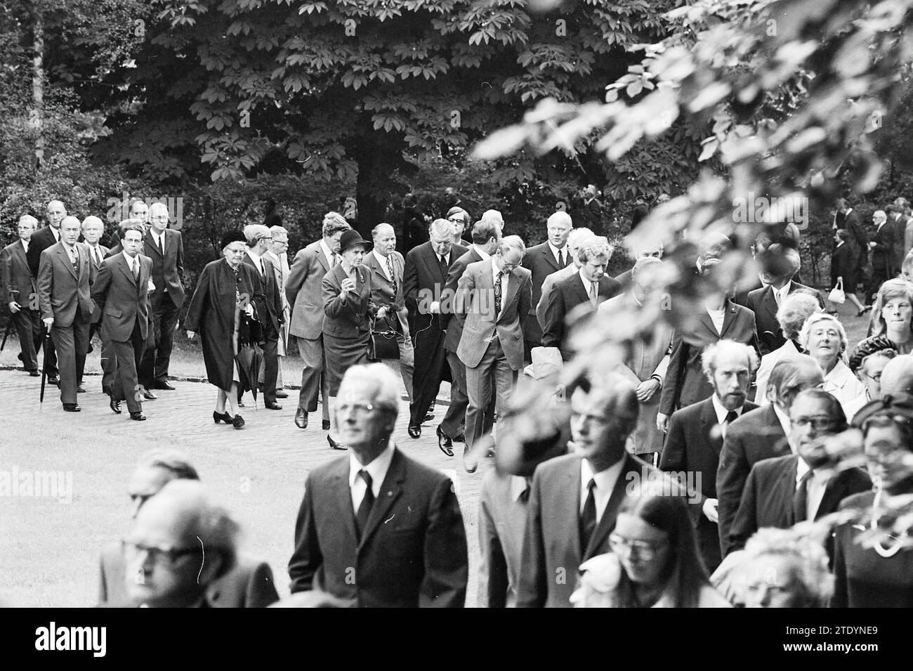 Funeral procession on Westerveld, Driehuis, Driehuizerkerkweg, Whizgle ...
