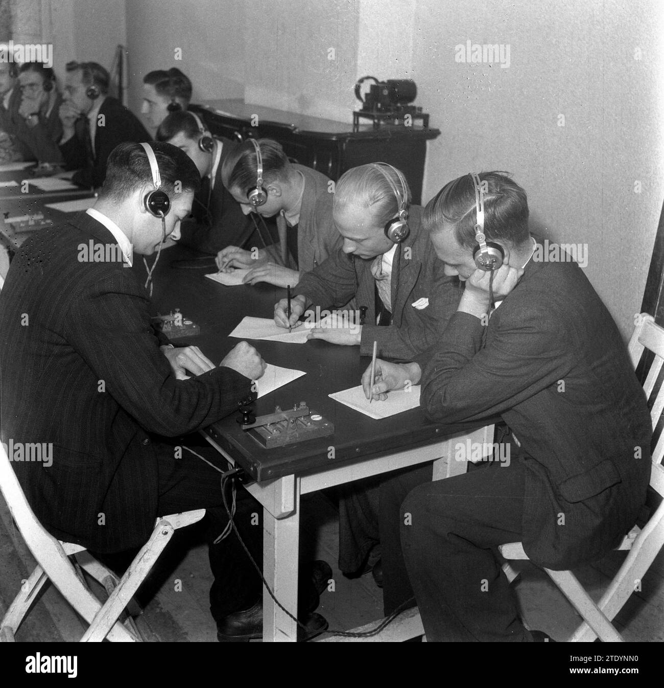 The telegraph photographer Black and White Stock Photos & Images - Alamy