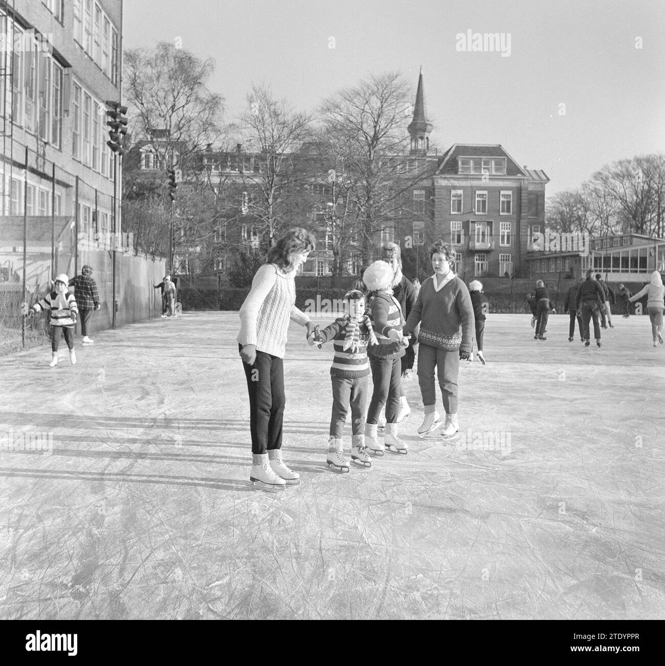 Real tennis 1960s hi-res stock photography and images - Alamy