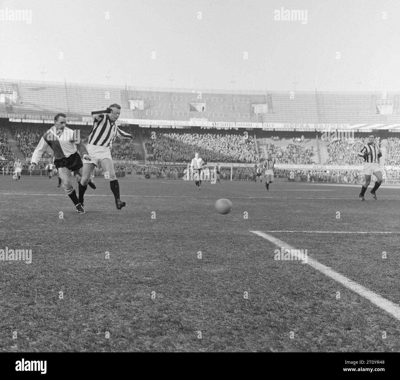Feyenoord against heracles hi-res stock photography and images - Alamy