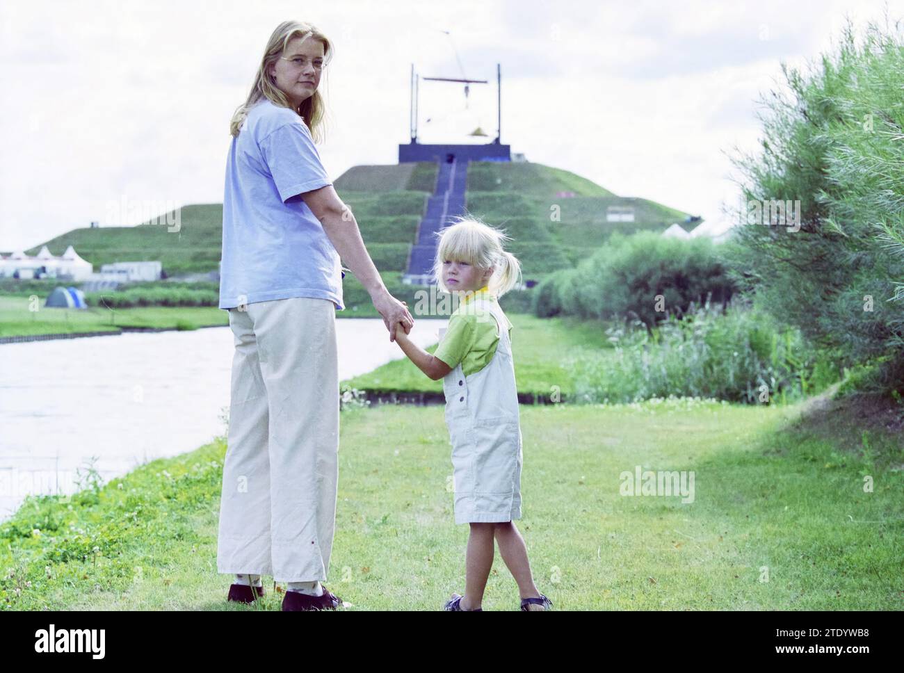 Family Tuinstra at Big Spotters Hill, Vijfhuizen, Vijfhuizen, 20-08 ...