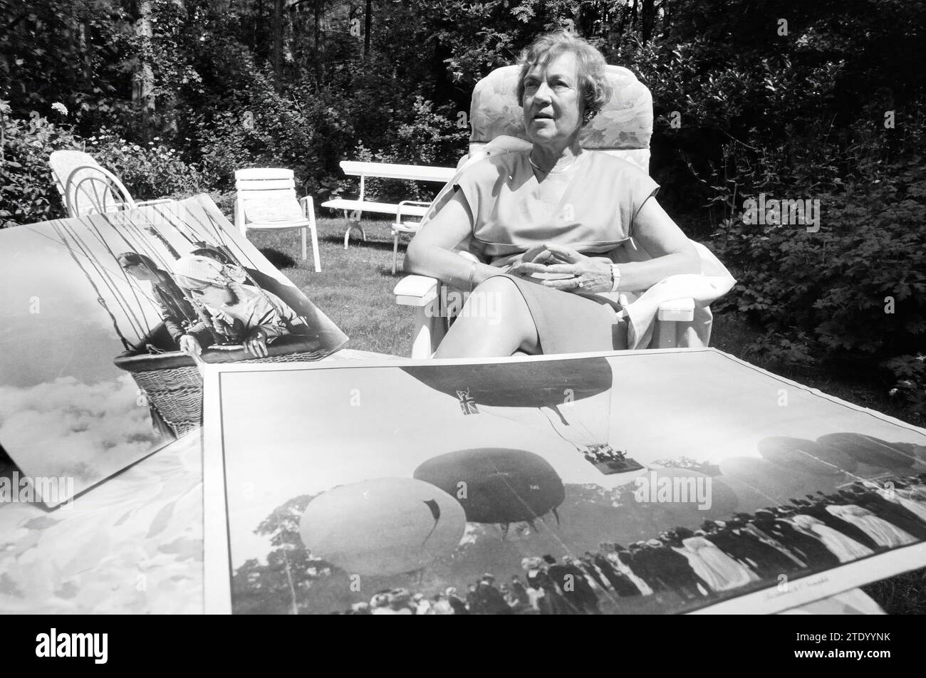 Mrs. Boesman, balloon flight, 19-07-1992, Whizgle News from the Past ...