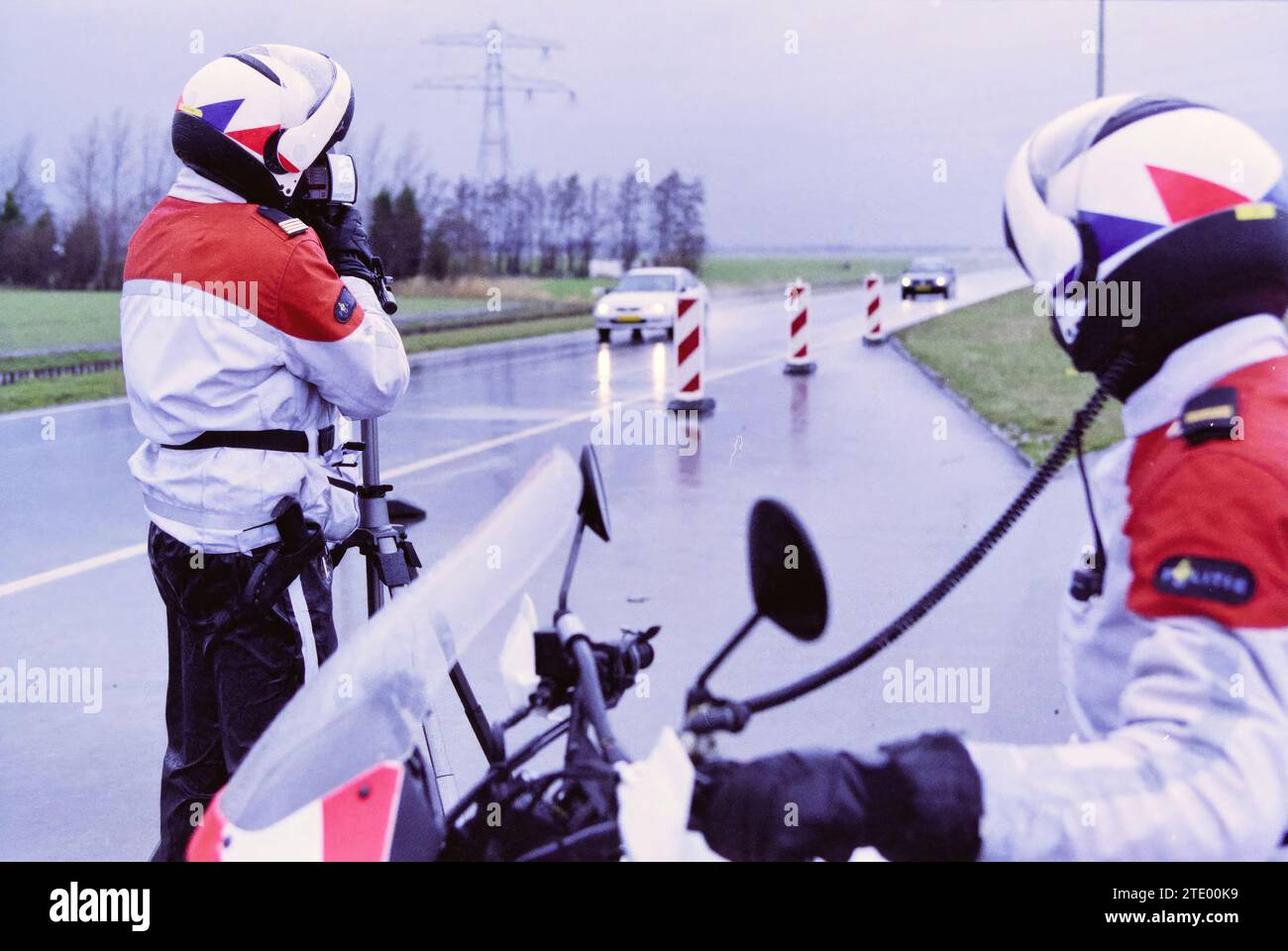 Speed control Vijfhuizen, Vijfhuizen, 27-02-2002, Whizgle News from the ...