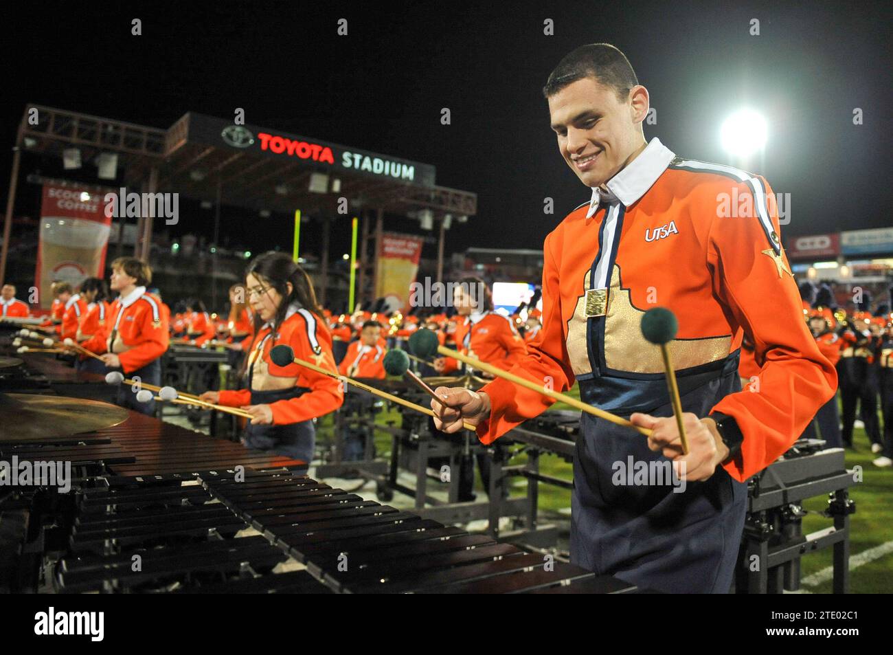 Toyota Stadium, Frisco, TX, USA. 19th Dec, 2023. UTSA Roadrunners ...