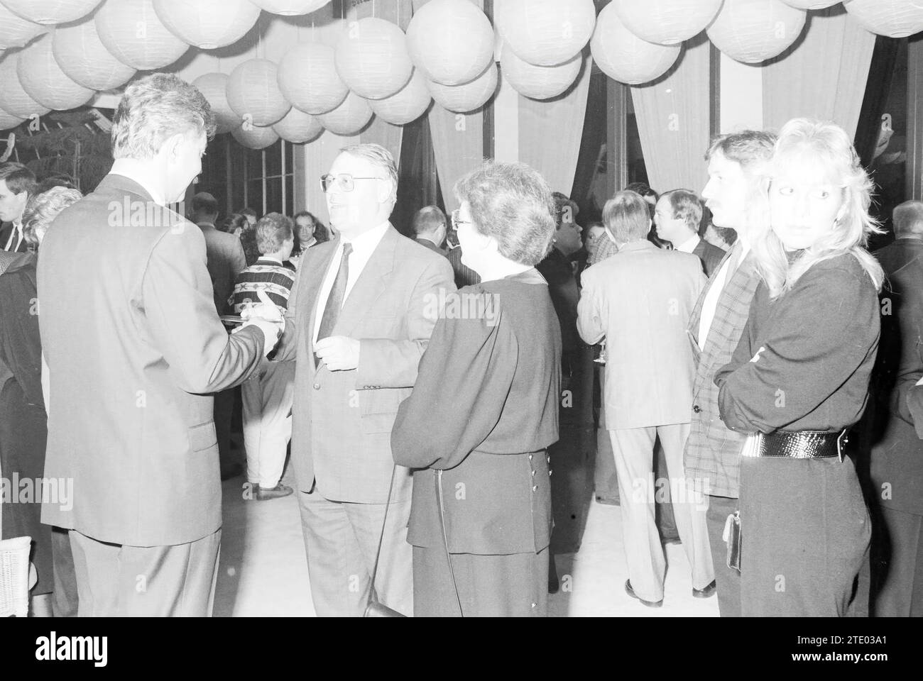 Shrinking vsb hi-res stock photography and images - Alamy