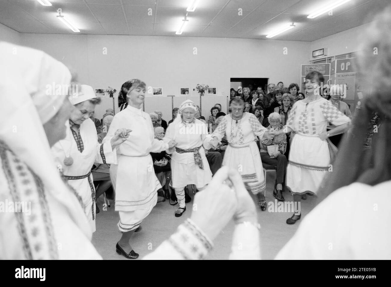 De zilk community center duinpan hi-res stock photography and images ...