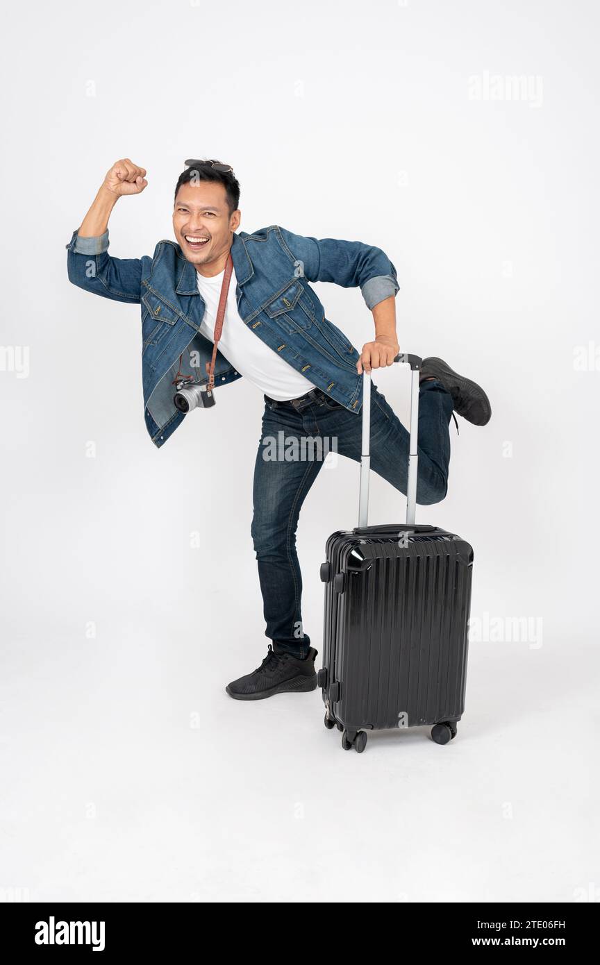 Running to catch flight hi-res stock photography and images - Alamy
