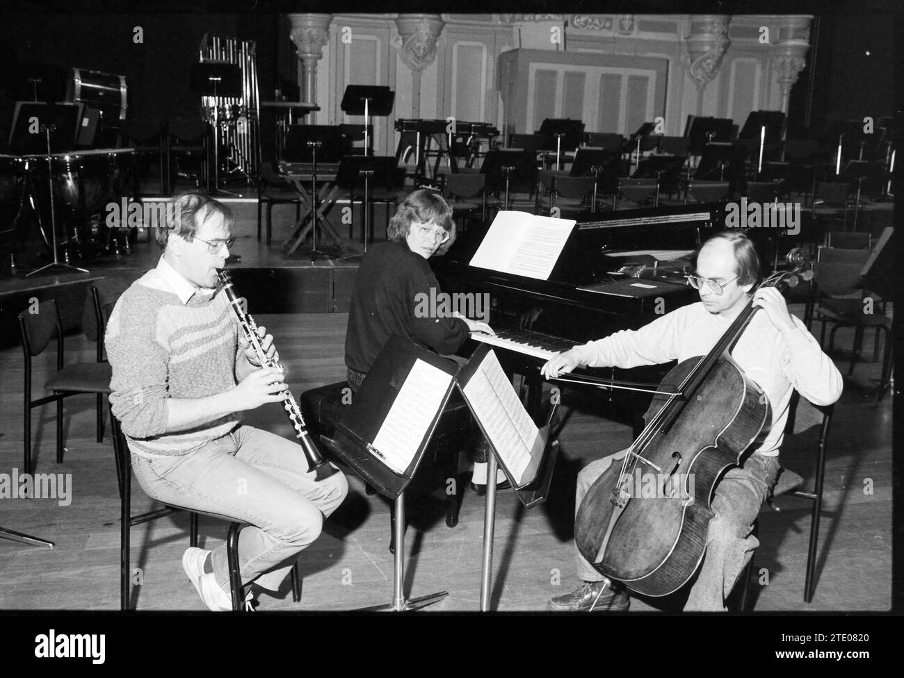 3 orchestra members npo hi-res stock photography and images - Alamy