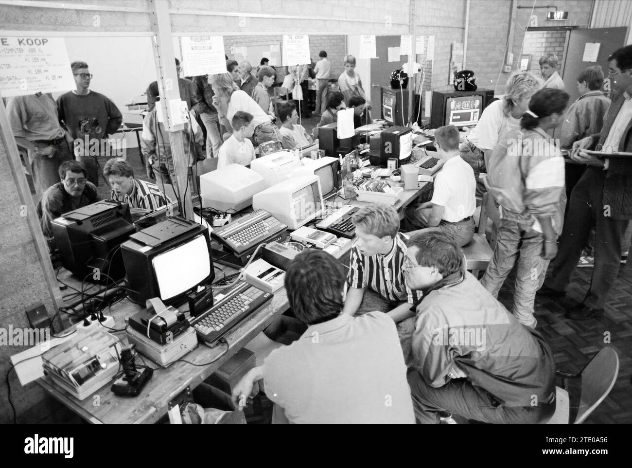 Computer fair dwarsligger hi-res stock photography and images - Alamy