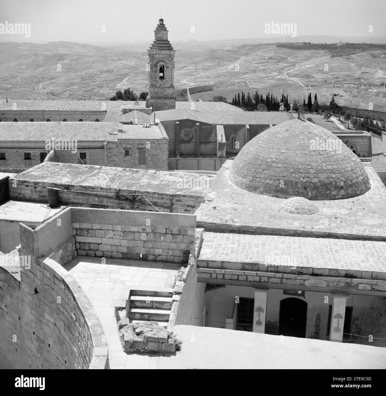 Church 1950 Black and White Stock Photos & Images - Alamy
