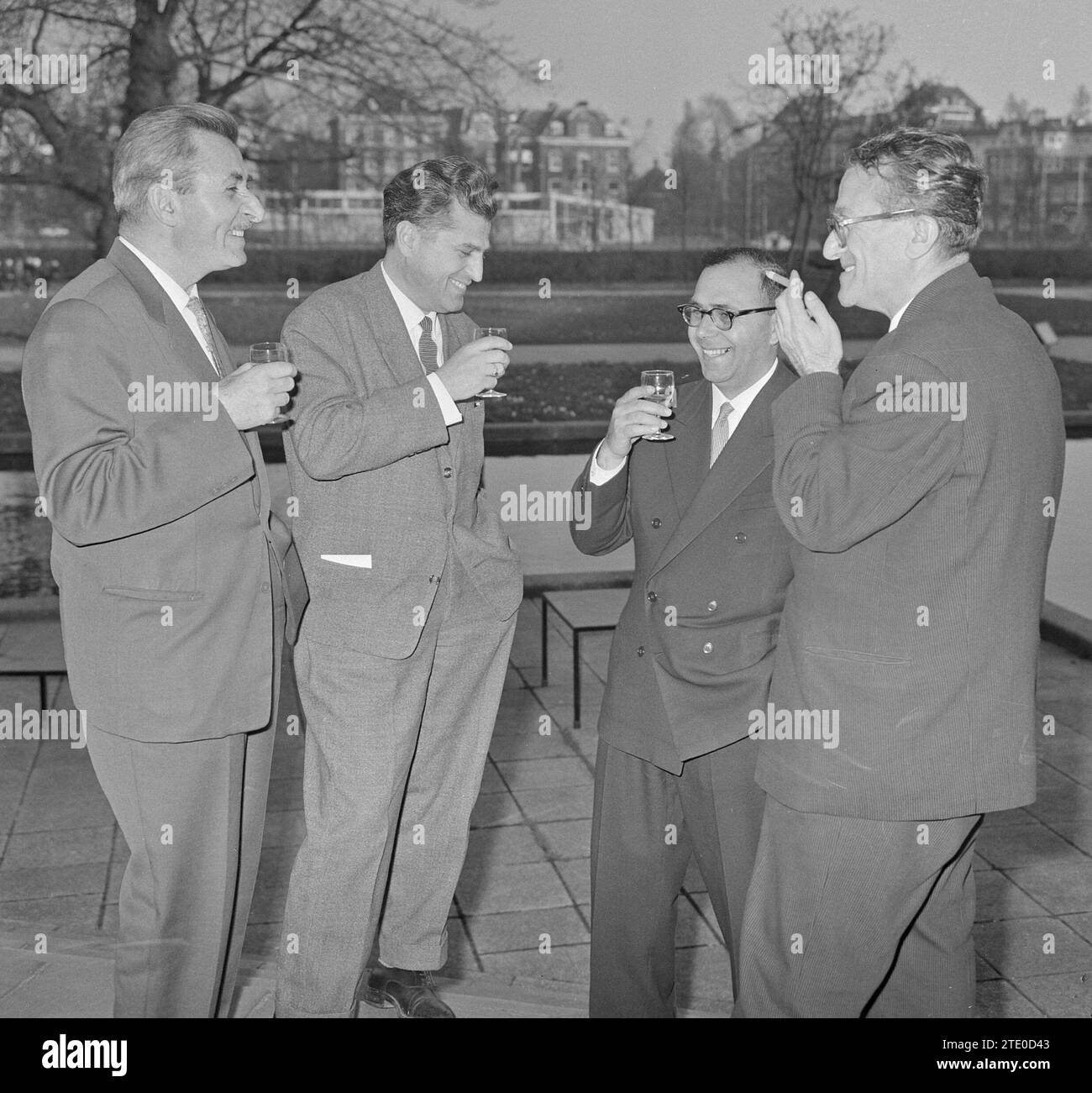 1960s cocktail party Black and White Stock Photos & Images - Alamy
