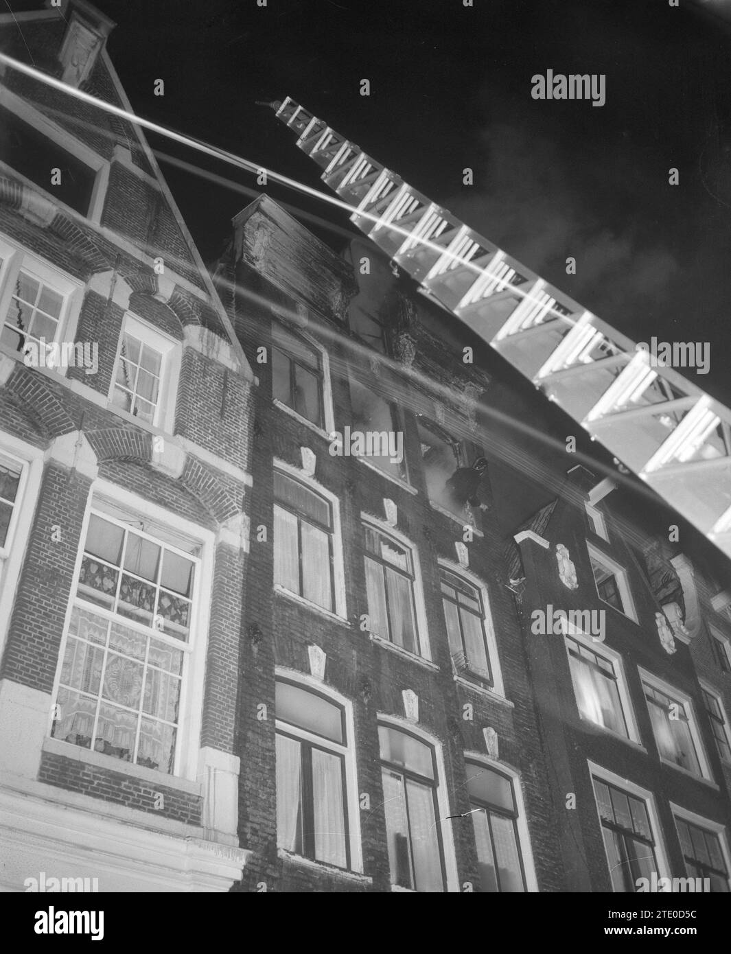 1962 fire in amsterdam hi-res stock photography and images - Alamy