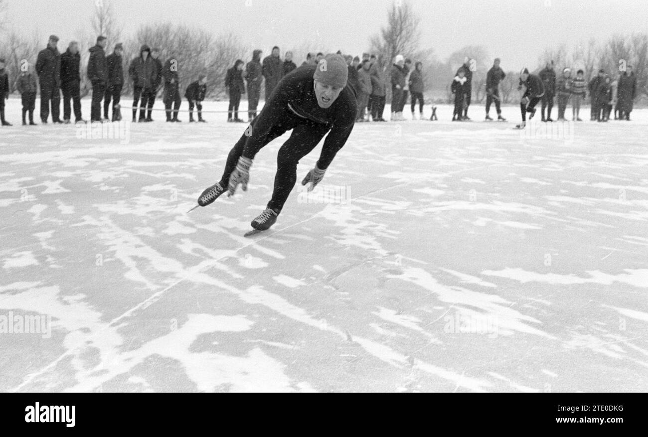Long track hi-res stock photography and images - Alamy