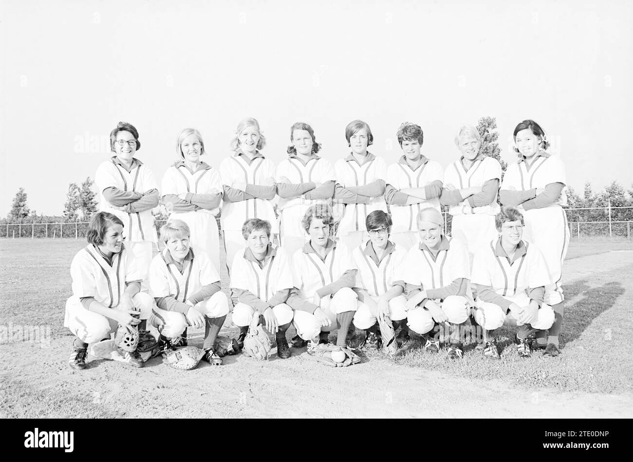 Dutch team with portraits, Softball, 05-07-1967, Whizgle News from the ...