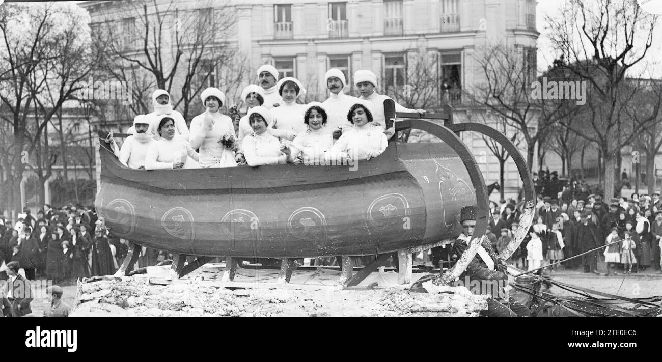 02/17/1912. The Carnival Festivities in Madrid. Carriage called ...
