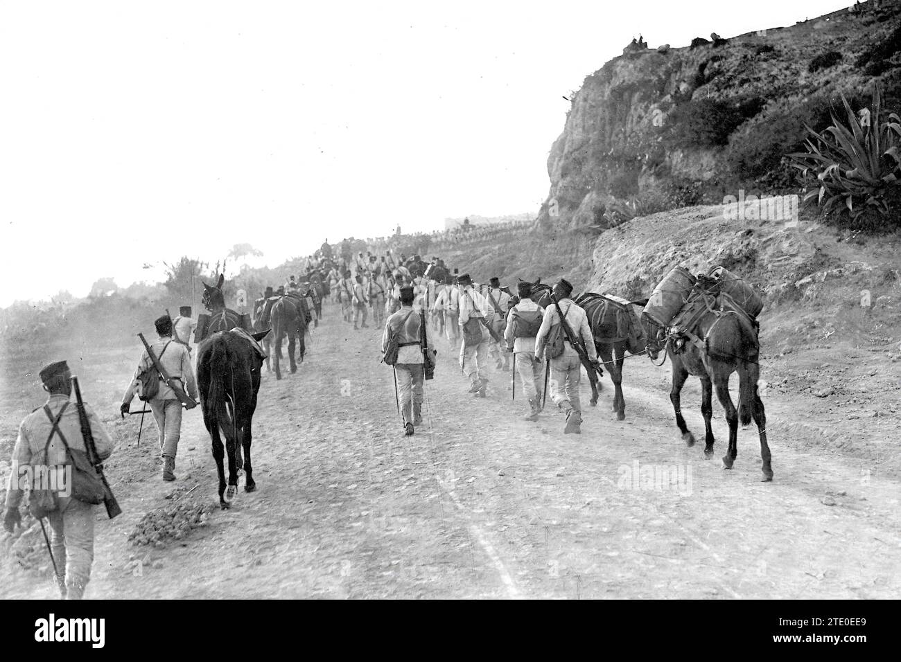 09/30/1913. Spanish Soldiers in Morocco. The Battalions of Arapiles and ...