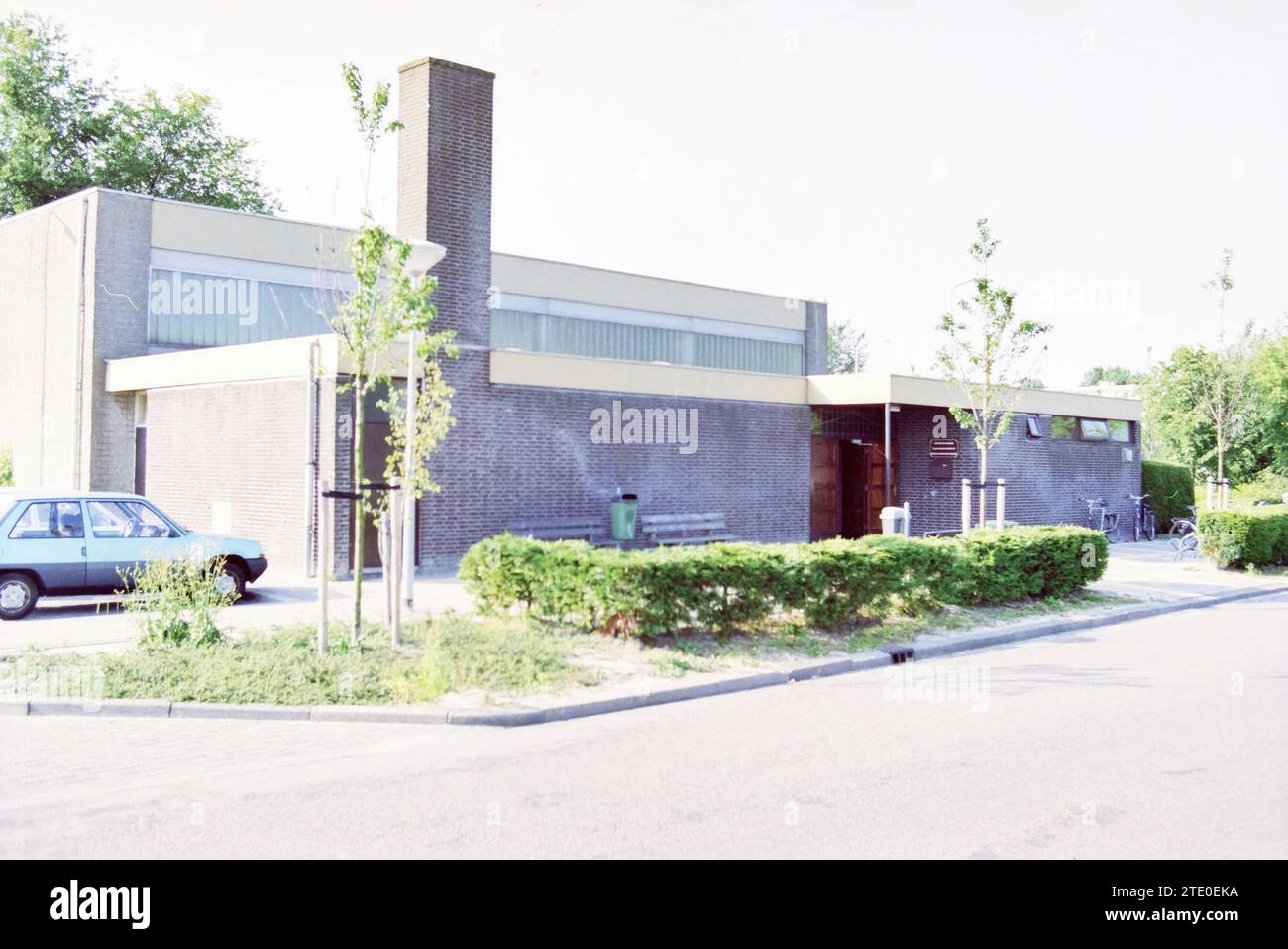 Exterior Mosque Ar-Rahman, Hoofddorp, Graan voor Visch, The Netherlands ...