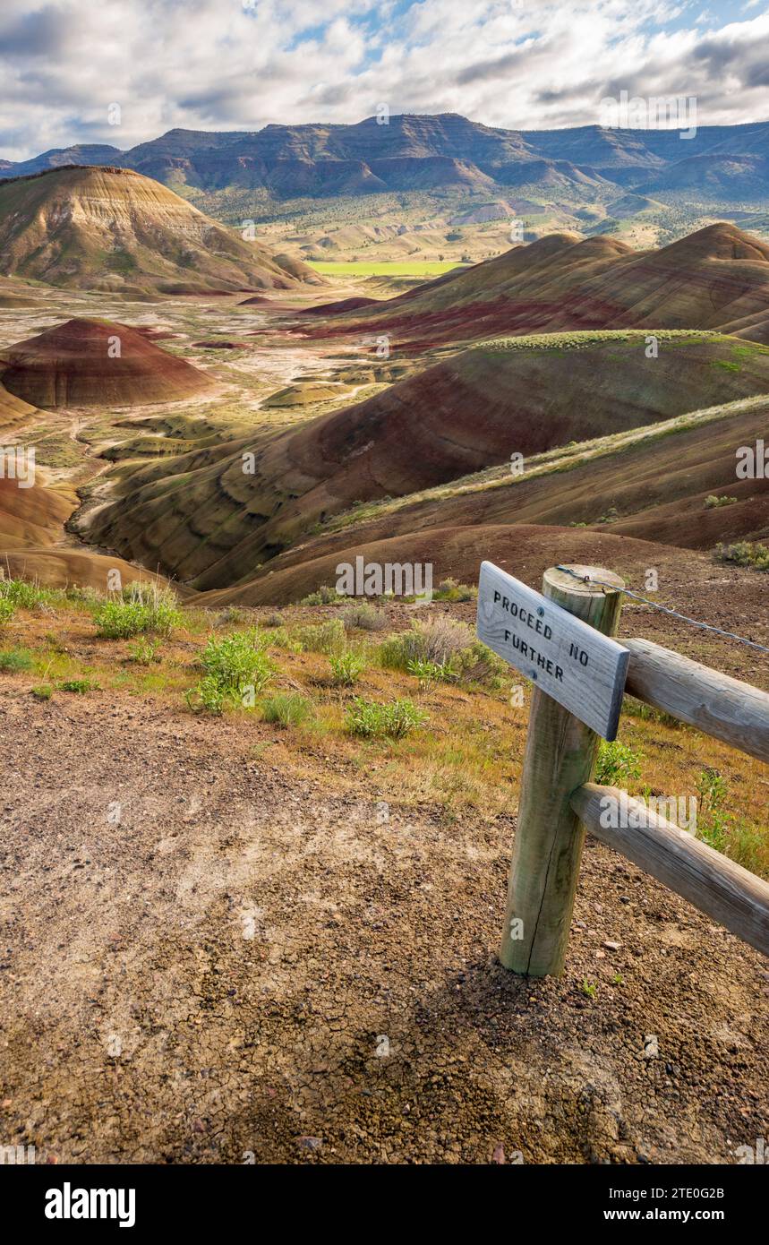 The Rolling Hills of John Day Fossil Beds National Monument, Oregon ...
