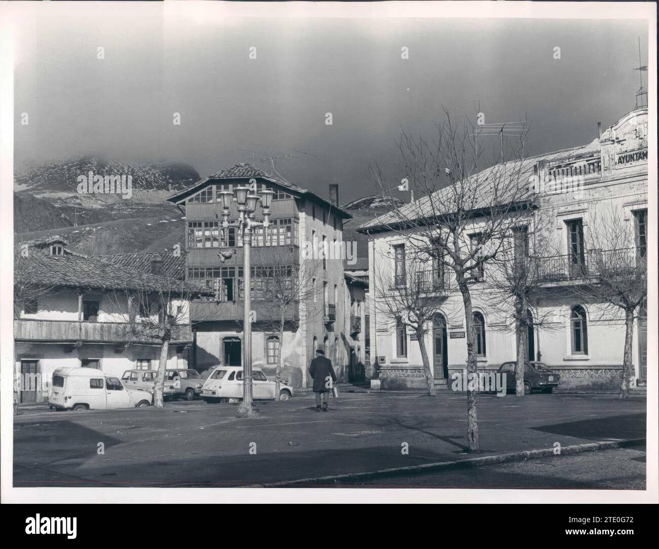 01/28/1975. View of the central square of the old town of Riaño (León ...