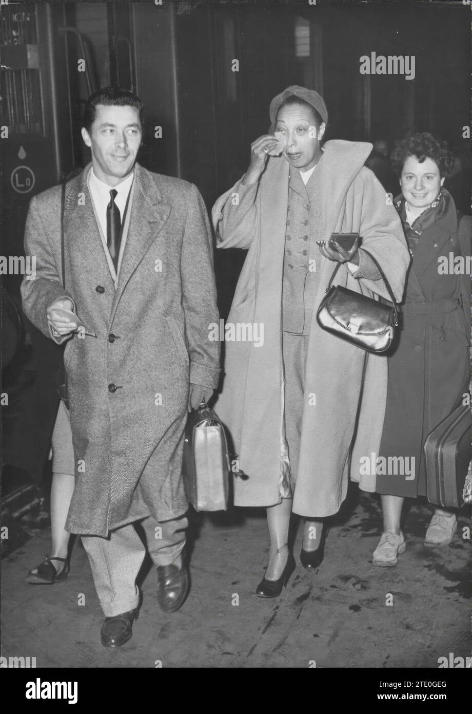 With her husband jo bouillon hi-res stock photography and images - Alamy