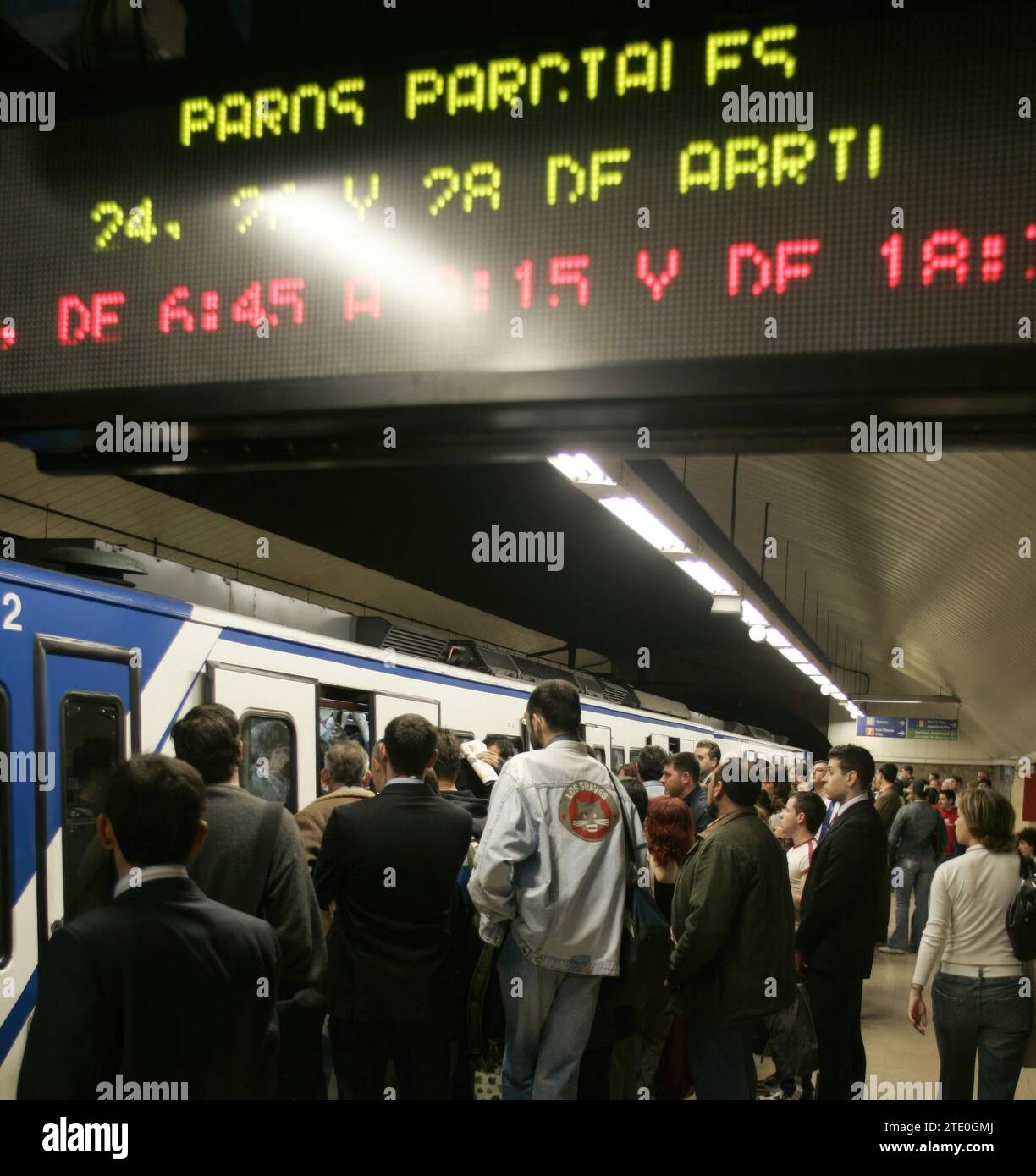 Metro de archivo hi-res stock photography and images - Alamy