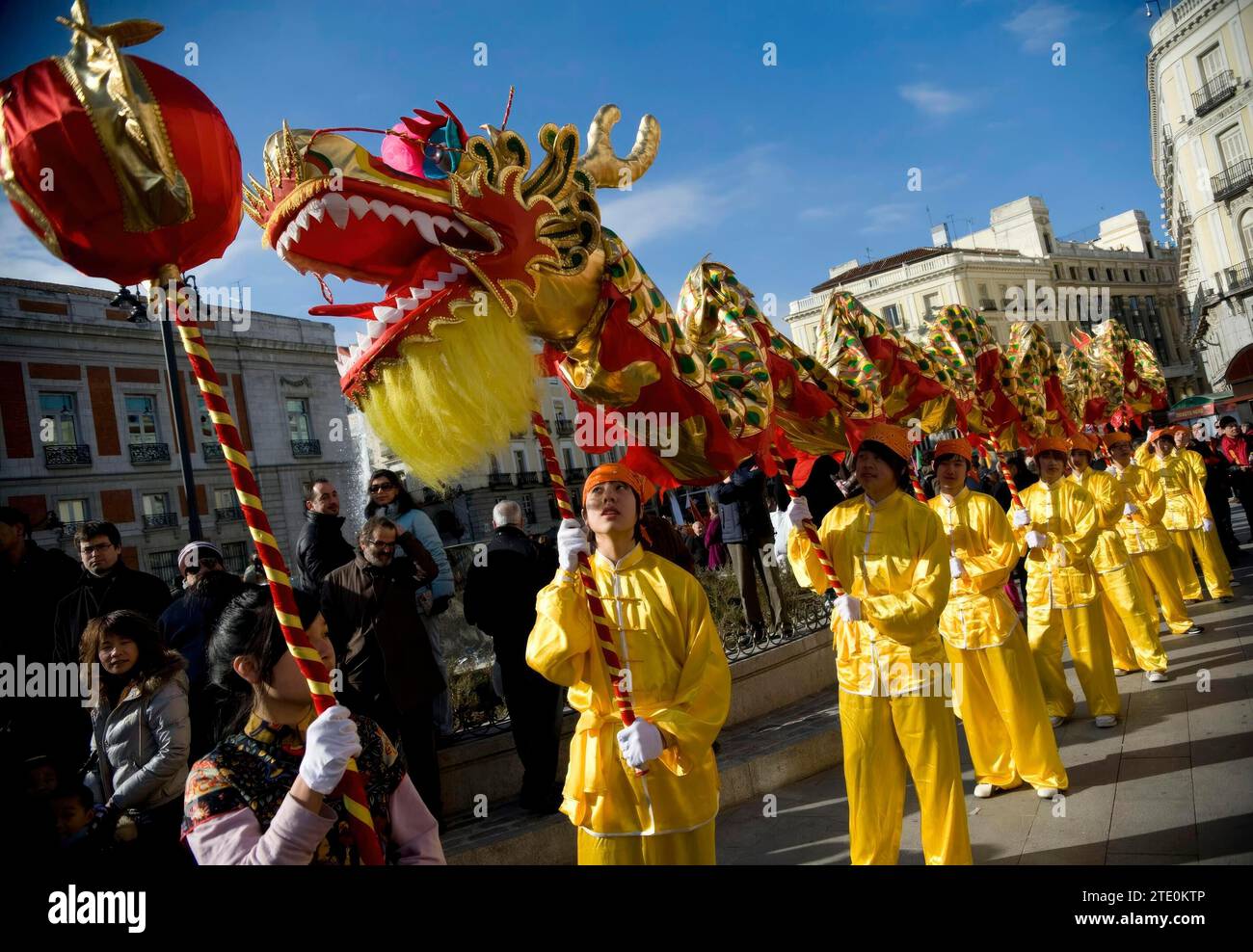 Madrid, 02/13/2010. Parade of the Chinese community to celebrate the ...