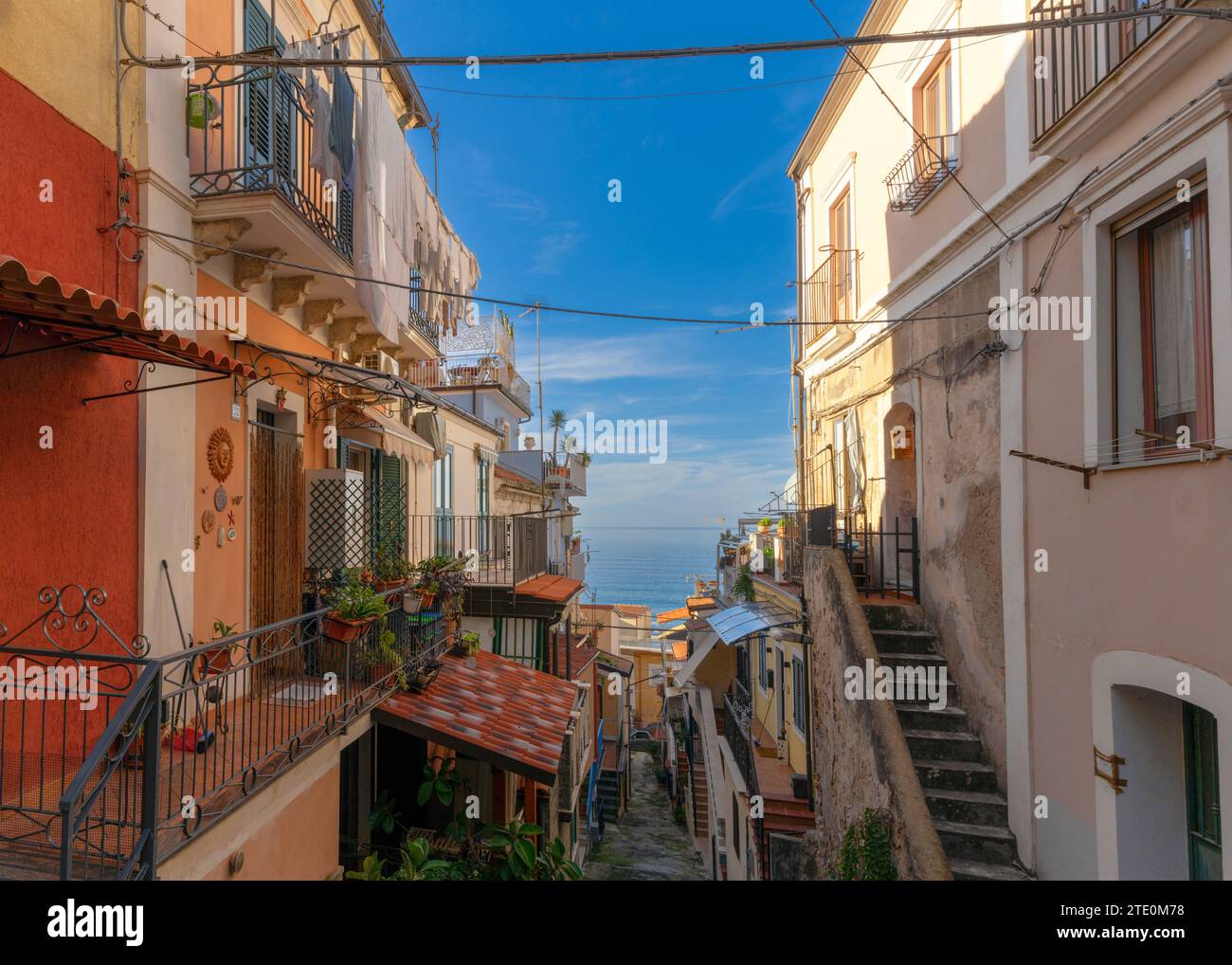 Coastal town alley flair hi-res stock photography and images - Alamy