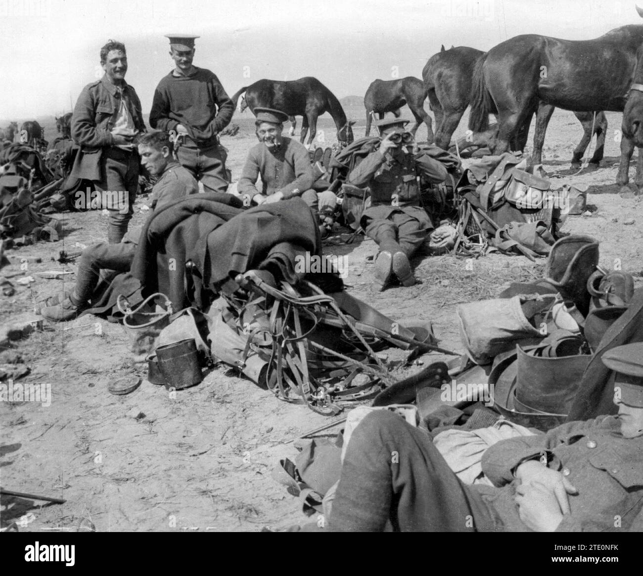 11/01/1915. The English Army in the Campaign. Rest time in a front line ...