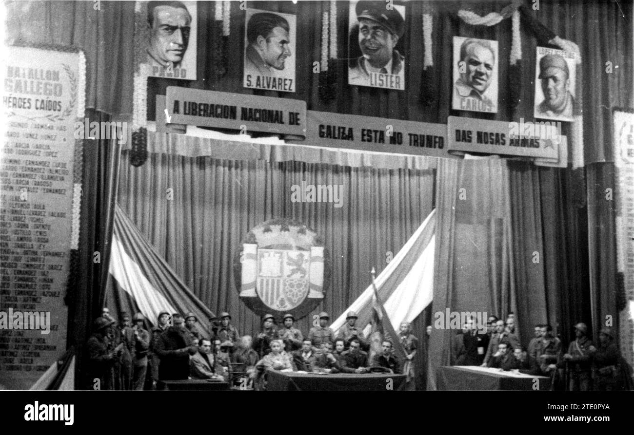 Galicia, 1938 (CA.). Ceremony of the delivery of the flag to the II ...