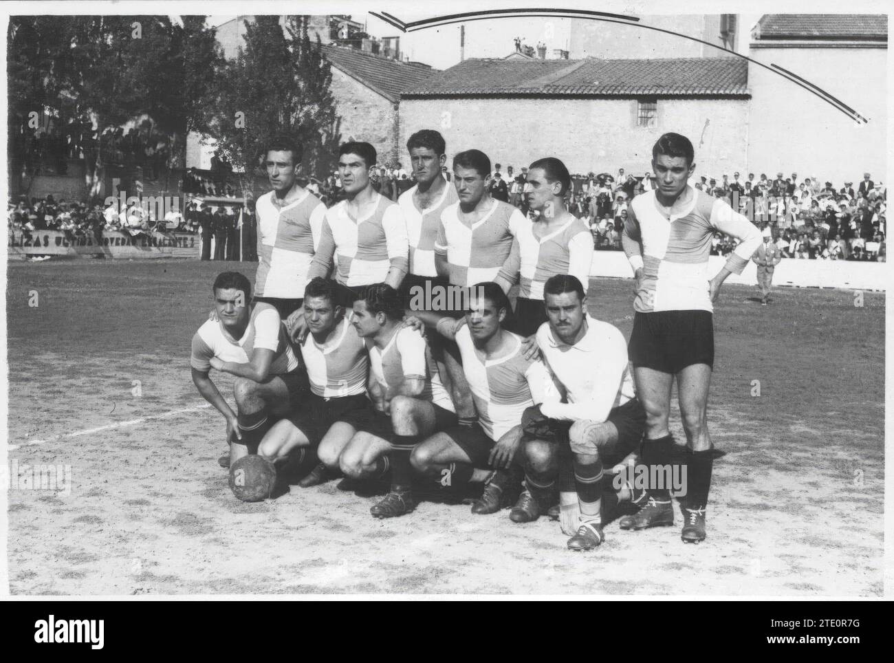 12/31/1939. Valencia. Sabadell team that, by beating Levante, is now ...
