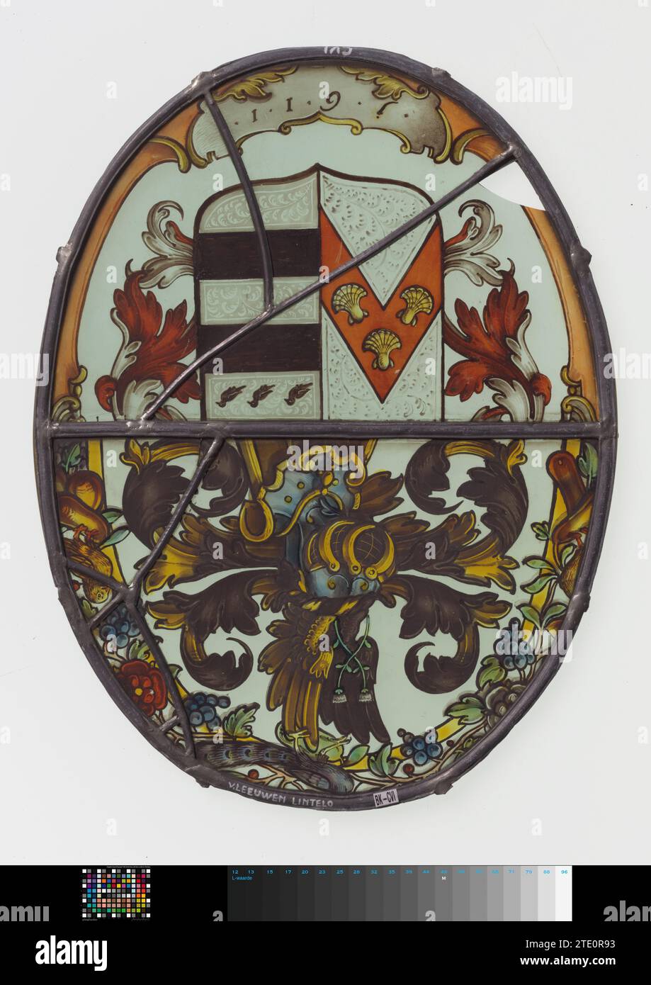 Window with three Jacobschelpen, Anonymous, 1611 Weapon window with ...