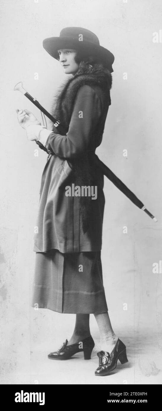 In the Image, coat from 1920 model Armand. Credit: Album / Archivo ABC ...