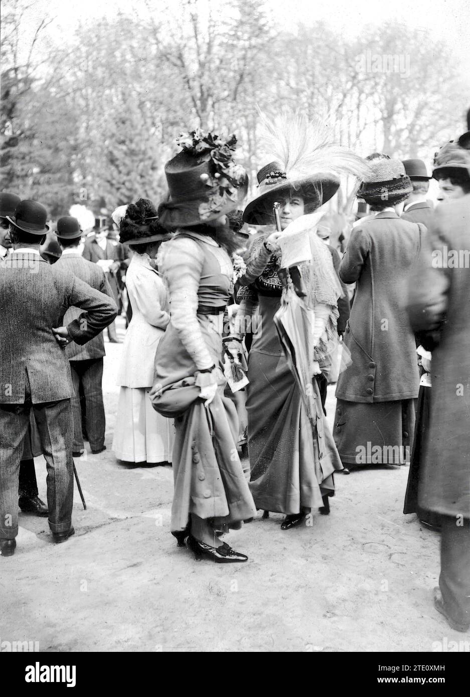 03/31/1909. Paris. Spring Fashions. - The First Models in the Grand ...