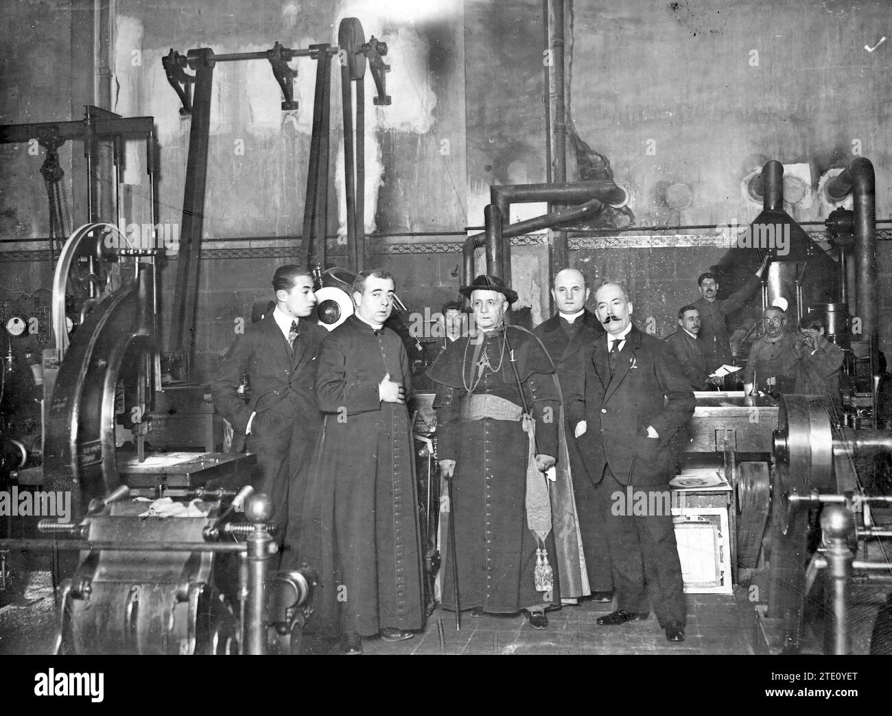 02/16/1914. In the house of "black and white" and ABC. The nuncio of ...