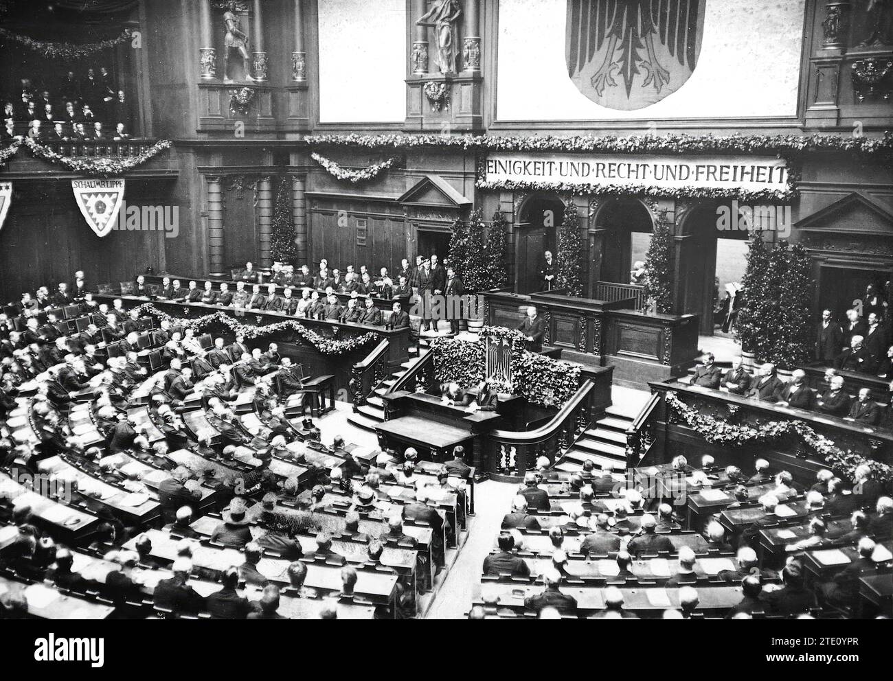 08/01/1922. Berlin. The celebration of the Constitution. Aspect of the ...