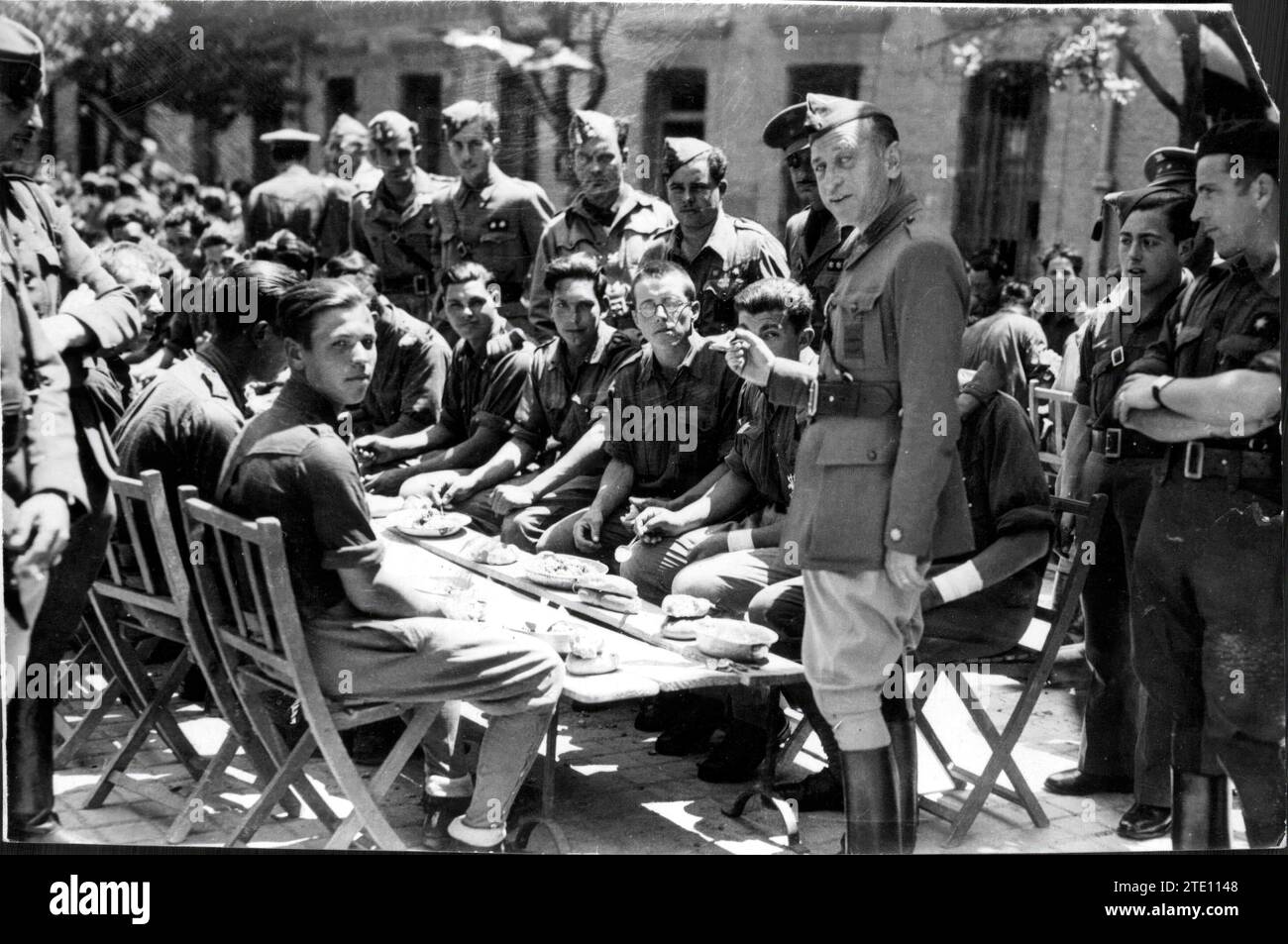 05/24/1939. The Forces of Tenerife, housed in the María Cristina ...