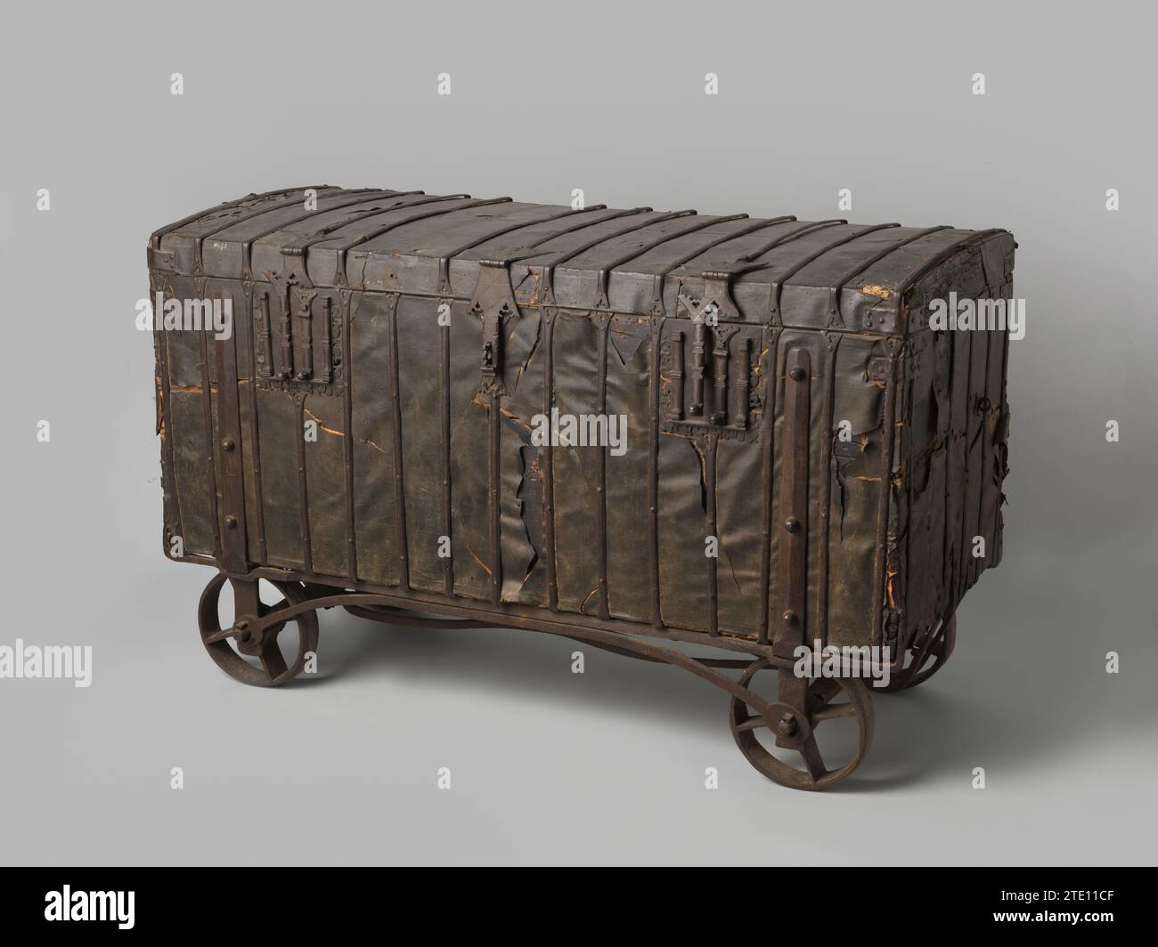 Coffin stands hi-res stock photography and images - Alamy