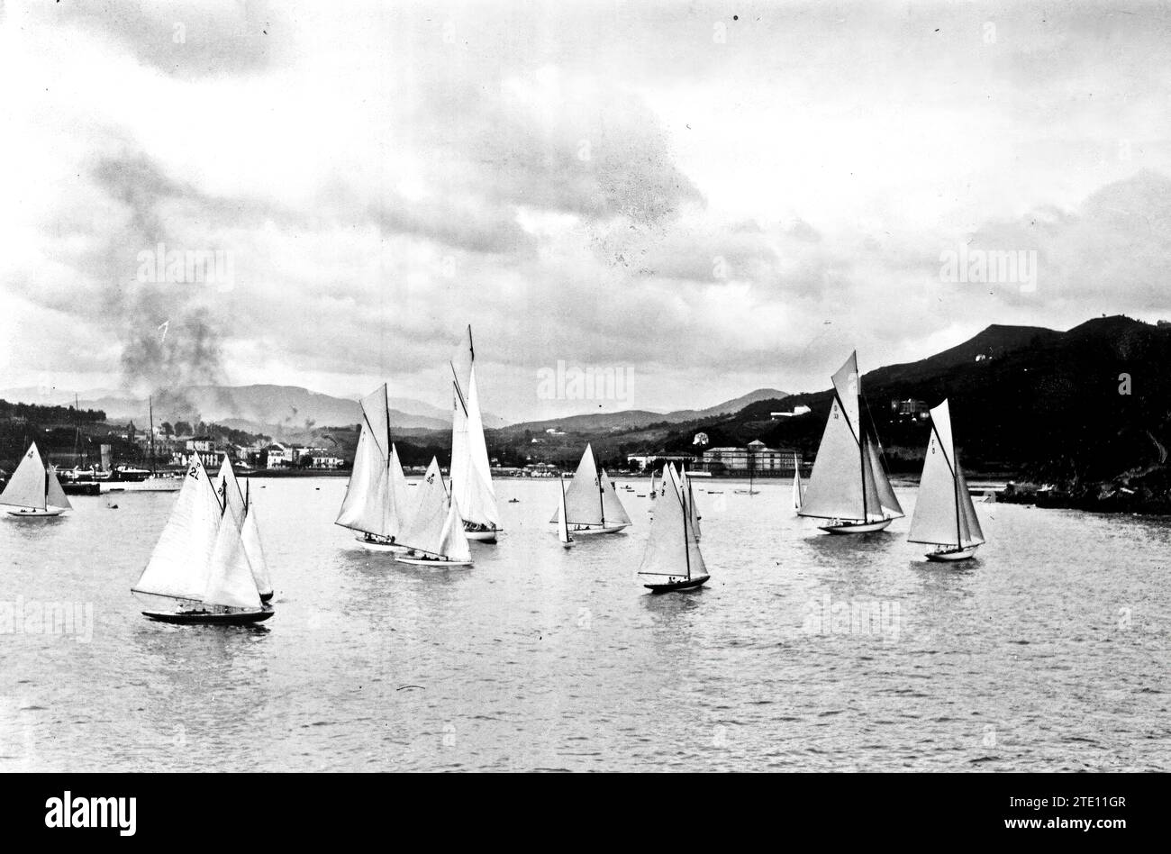 Santander, 08/01/1912. Appearance of the bay of Santander during the ...