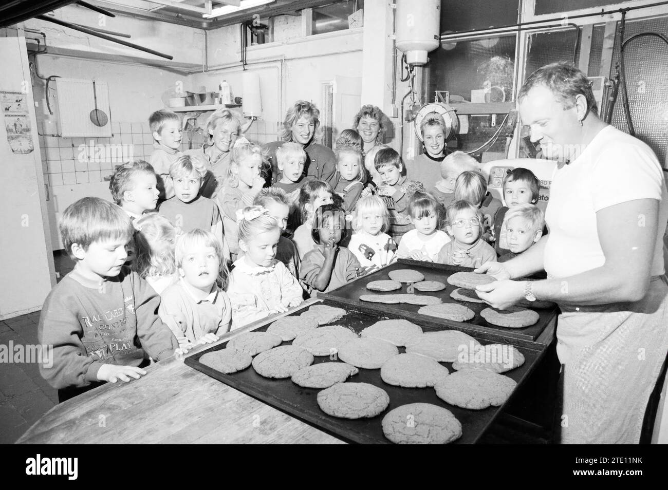 Children marnix school hi-res stock photography and images - Alamy