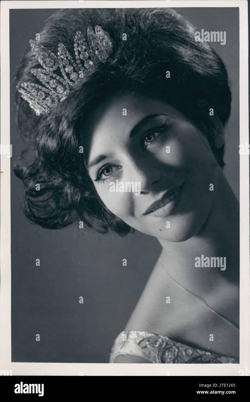 April 30 1965 hi-res stock photography and images - Alamy