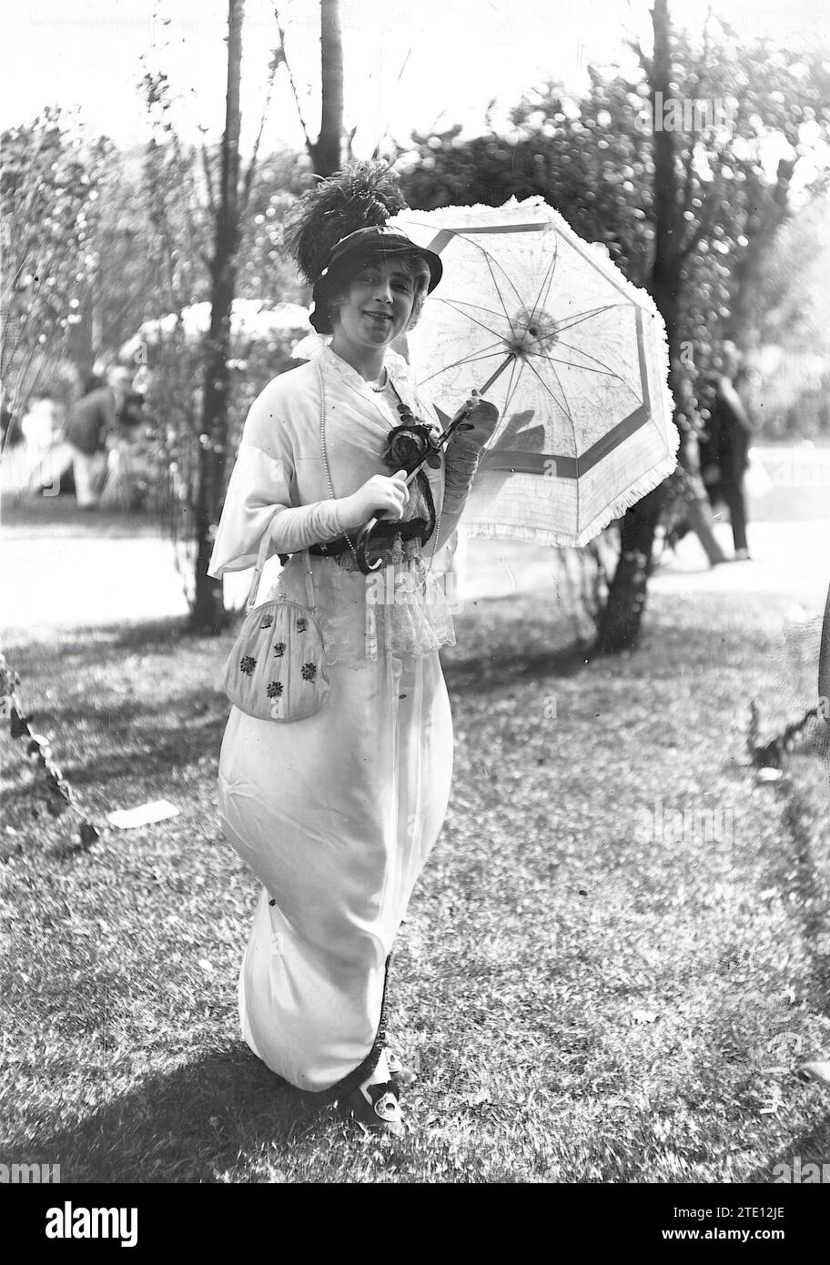 1913 fashion hi-res stock photography and images - Alamy