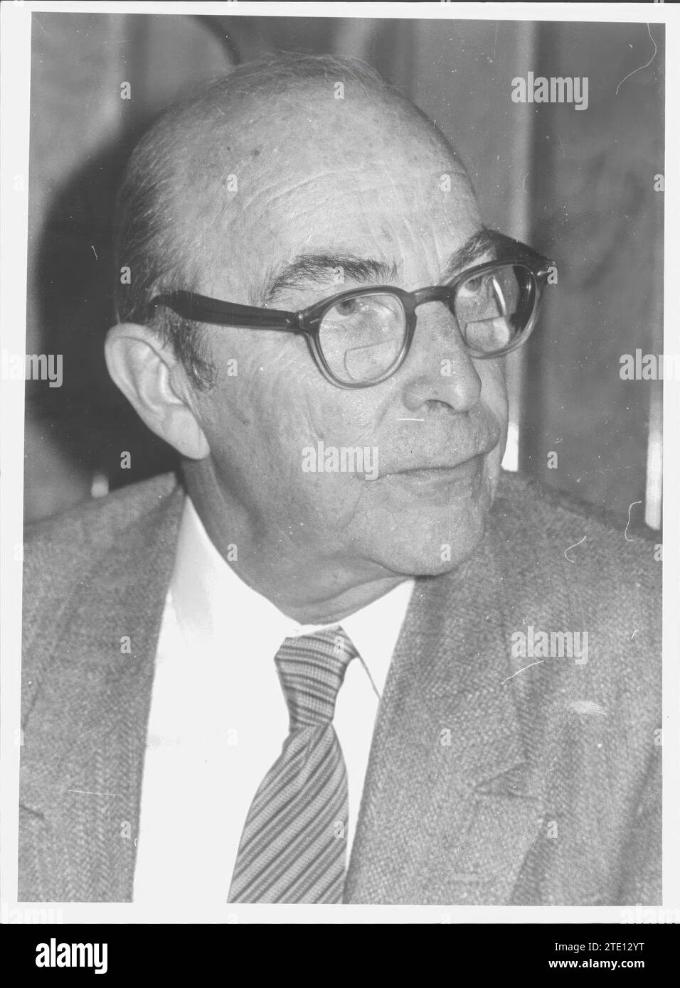 1983 nobel hi-res stock photography and images - Alamy