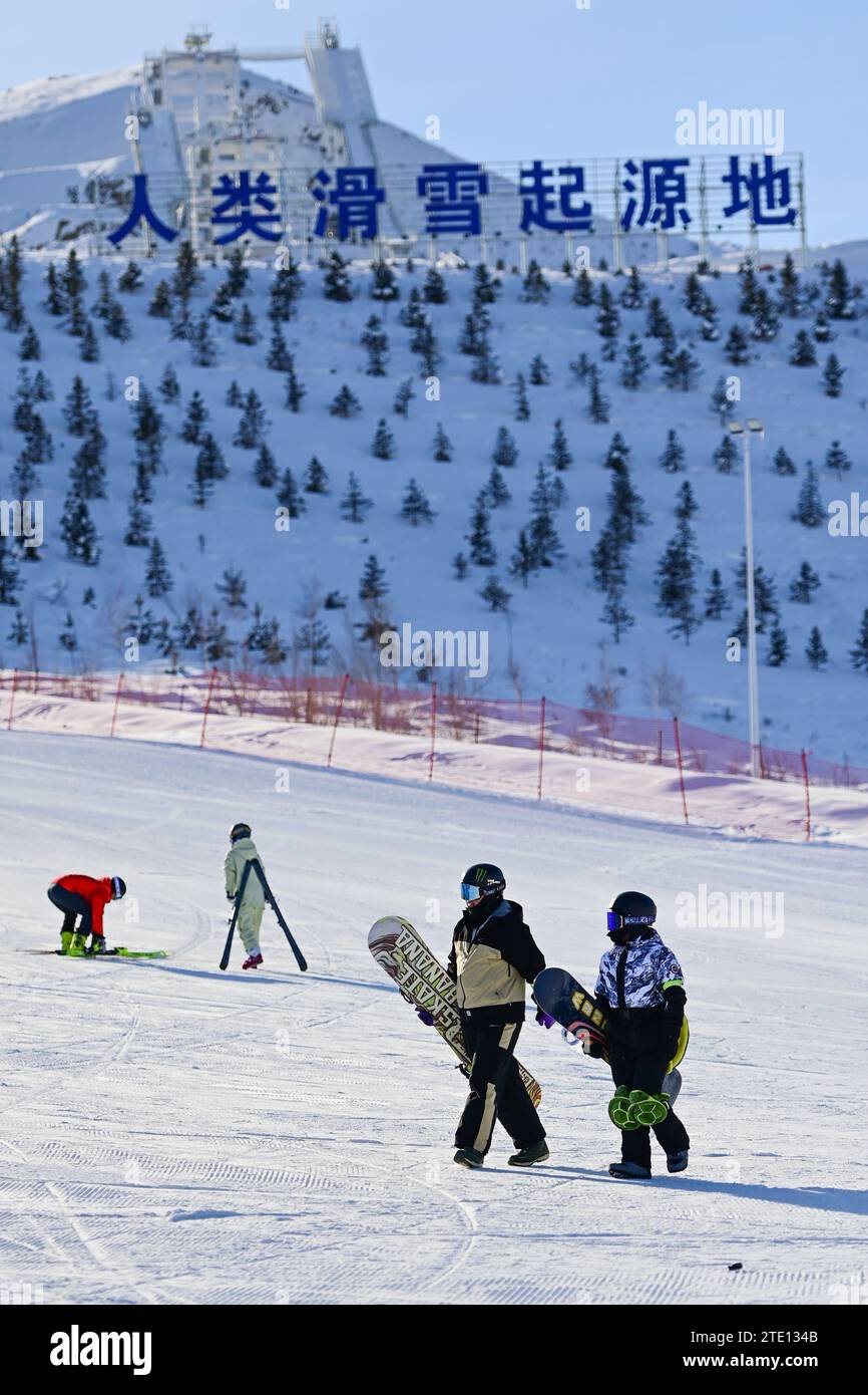 Altay, China's Xinjiang Uygur Autonomous Region. 19th Dec, 2023. Ski ...