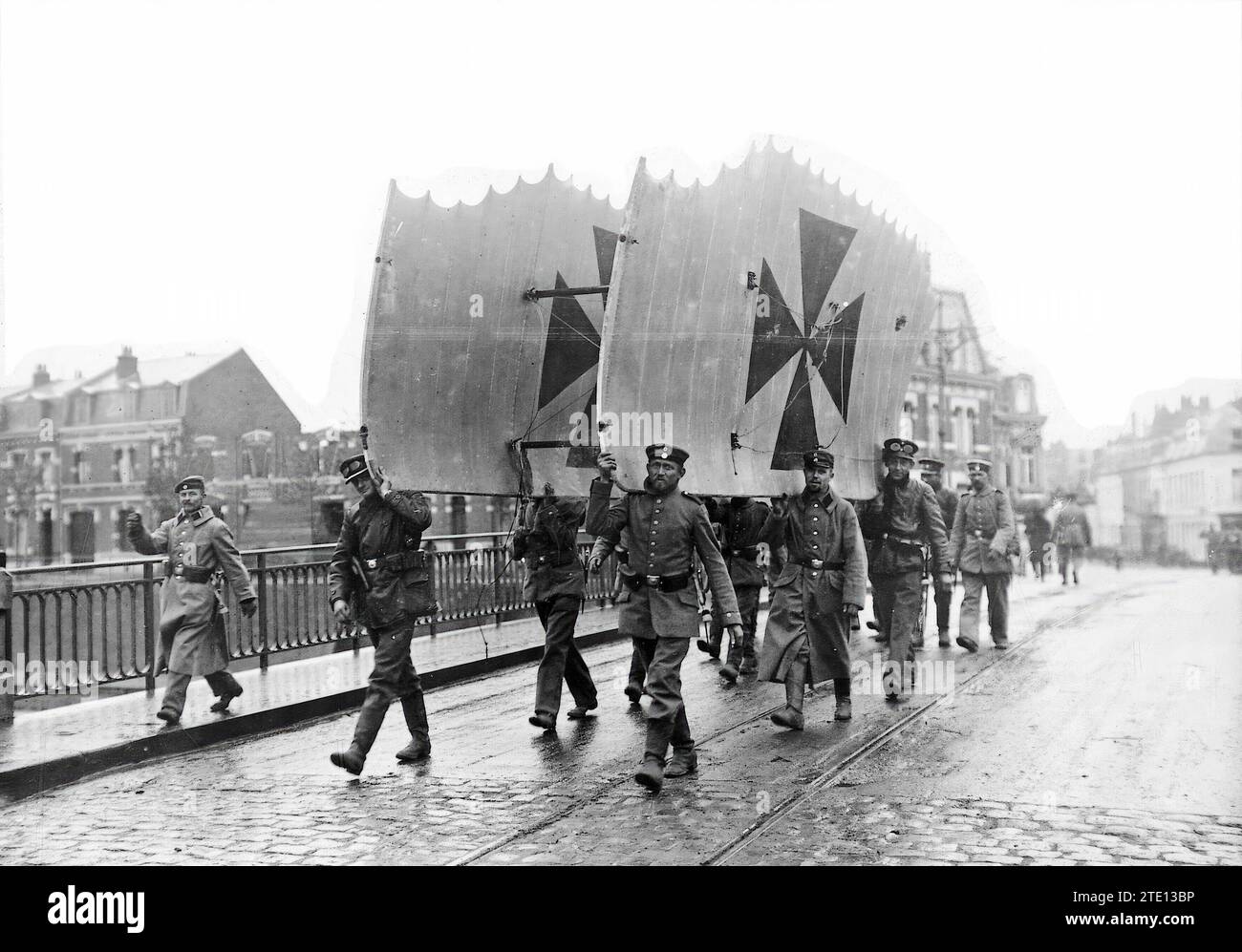 Germany. December 1914. From the German Aviation Corps, soldiers of the ...